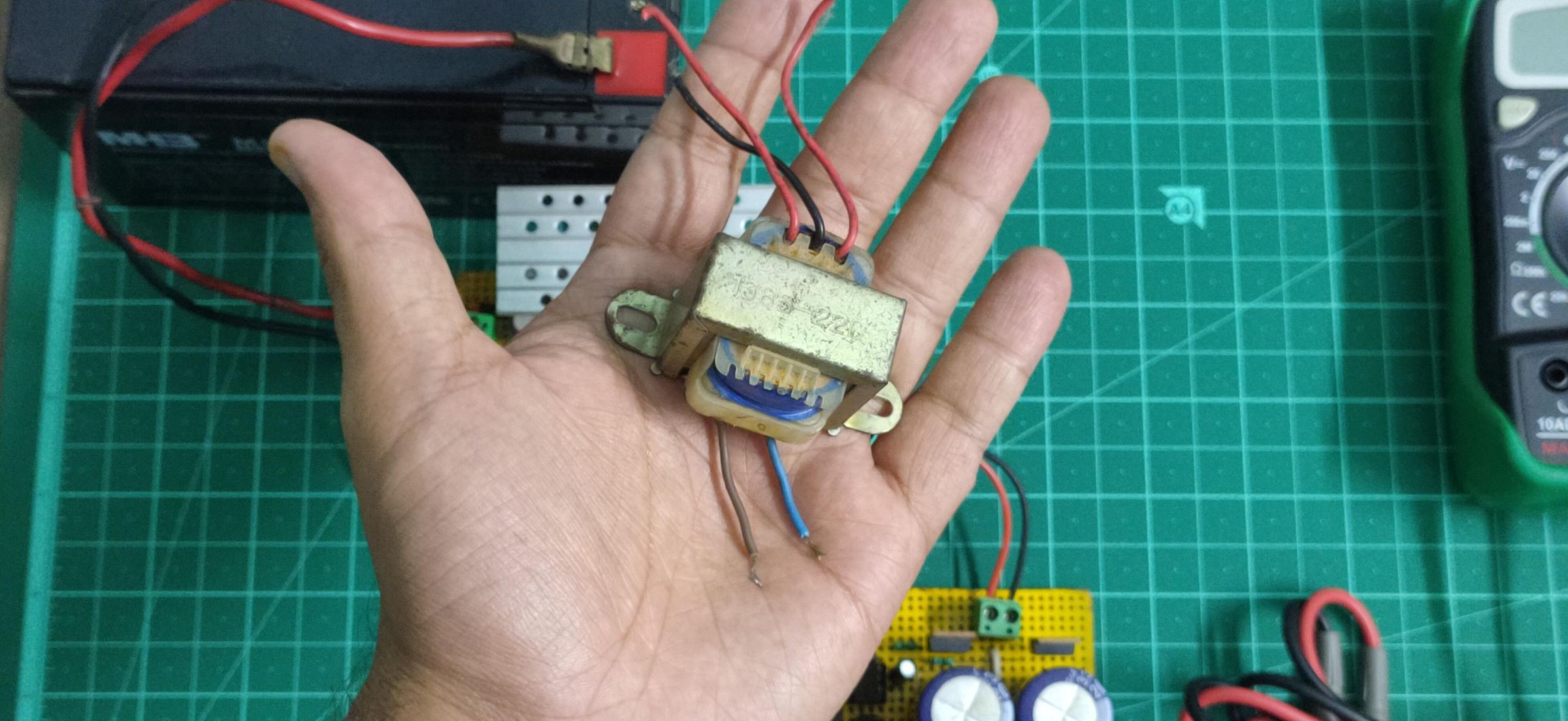 200W Modified Square Wave Inverter With Crystal Control : 10 Steps ...