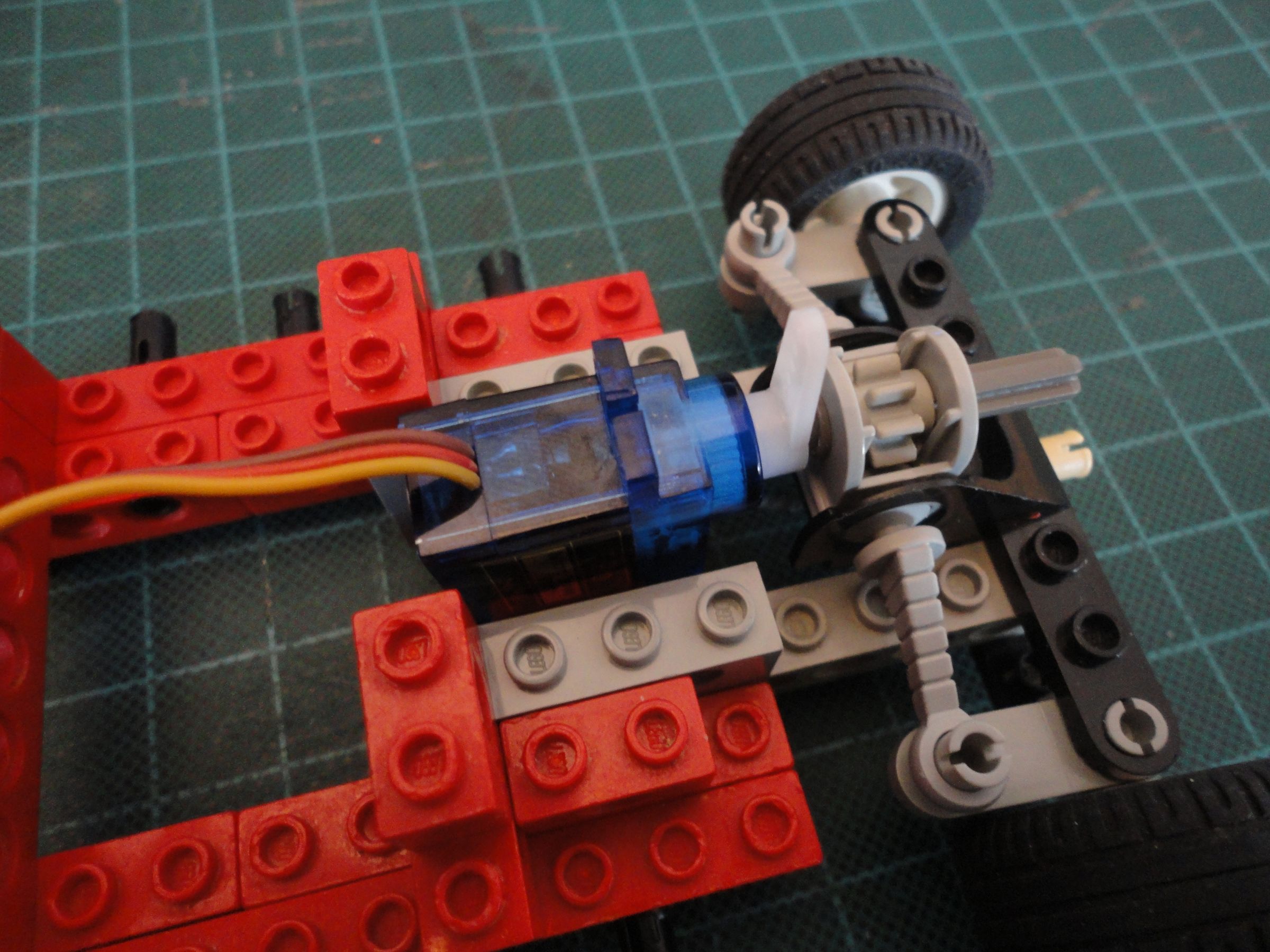 R/C Lego Car : 10 Steps (with Pictures) - Instructables