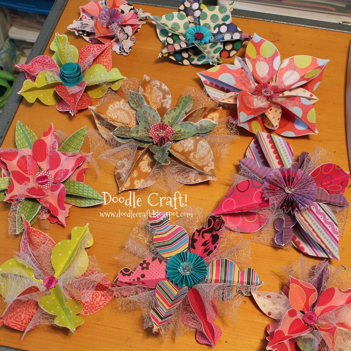 3D Ornament Snowflake Bunting! : 9 Steps (with Pictures) - Instructables