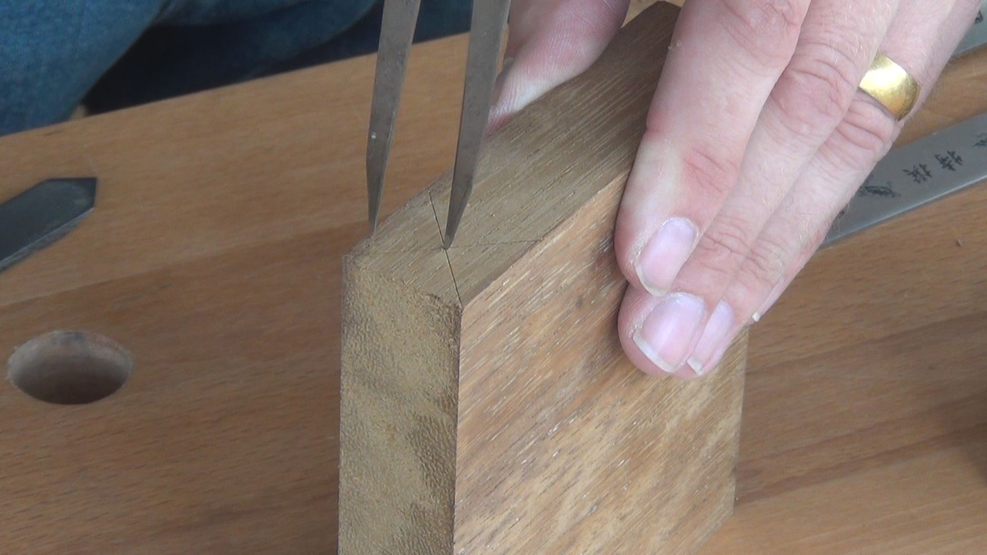 Make a Nuckle Joint : 16 Steps (with Pictures) - Instructables