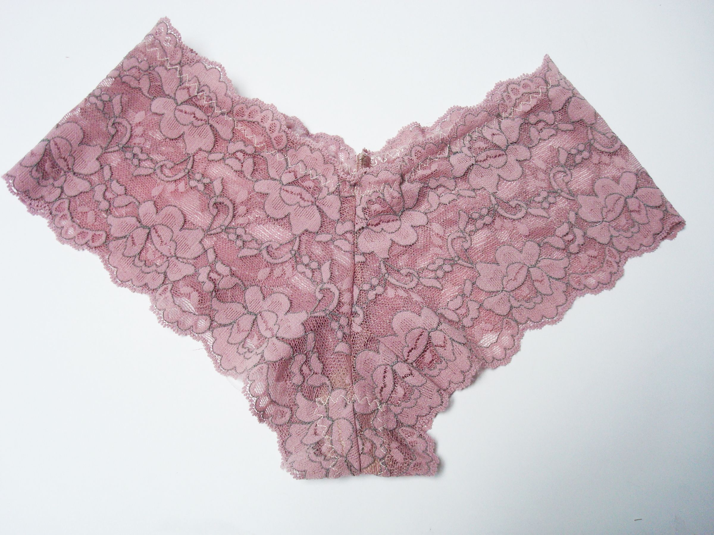 Lacy Un-Mentionables : 8 Steps (with Pictures) - Instructables