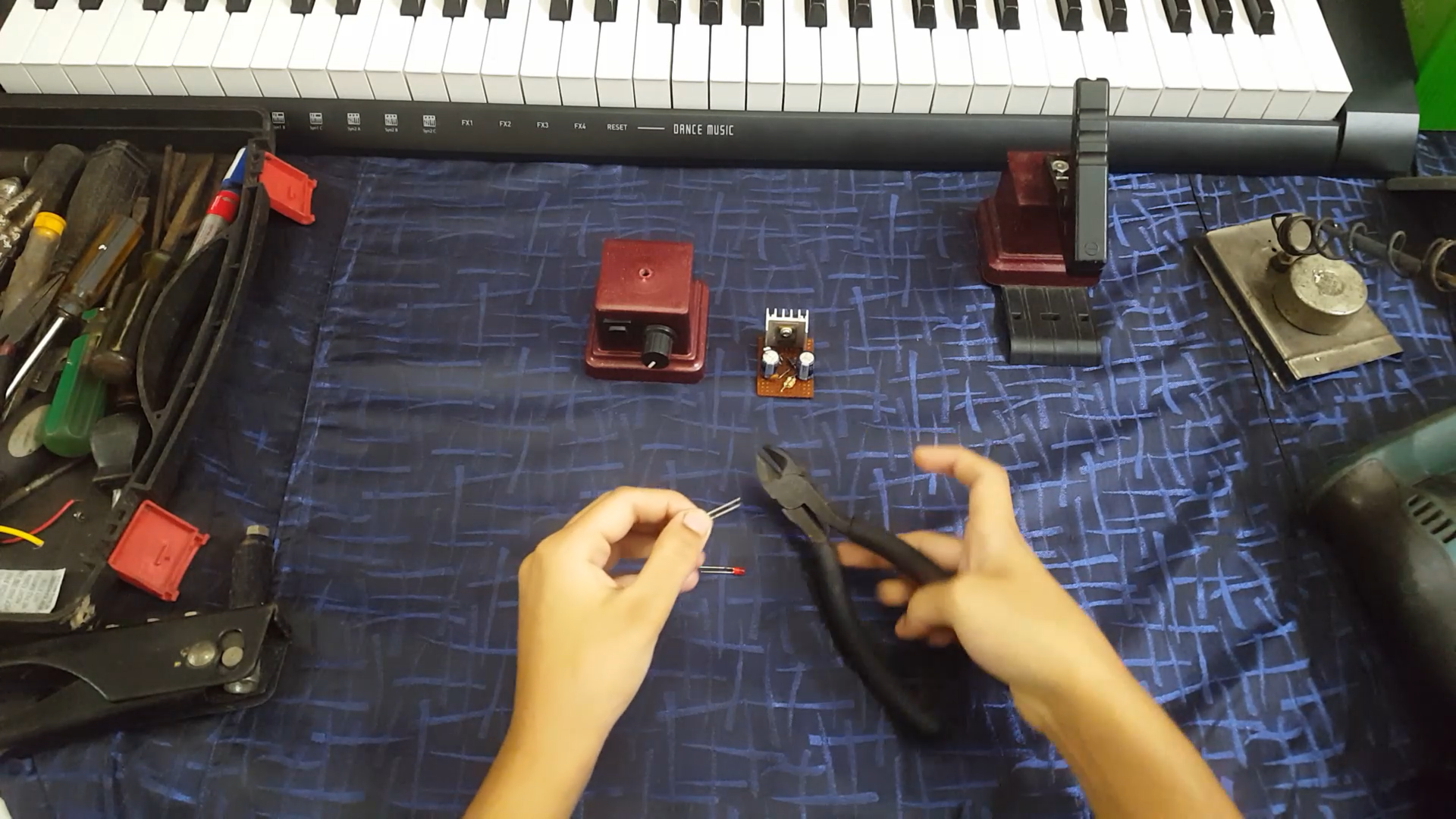 Mini Tornado Maker : 5 Steps (with Pictures) - Instructables