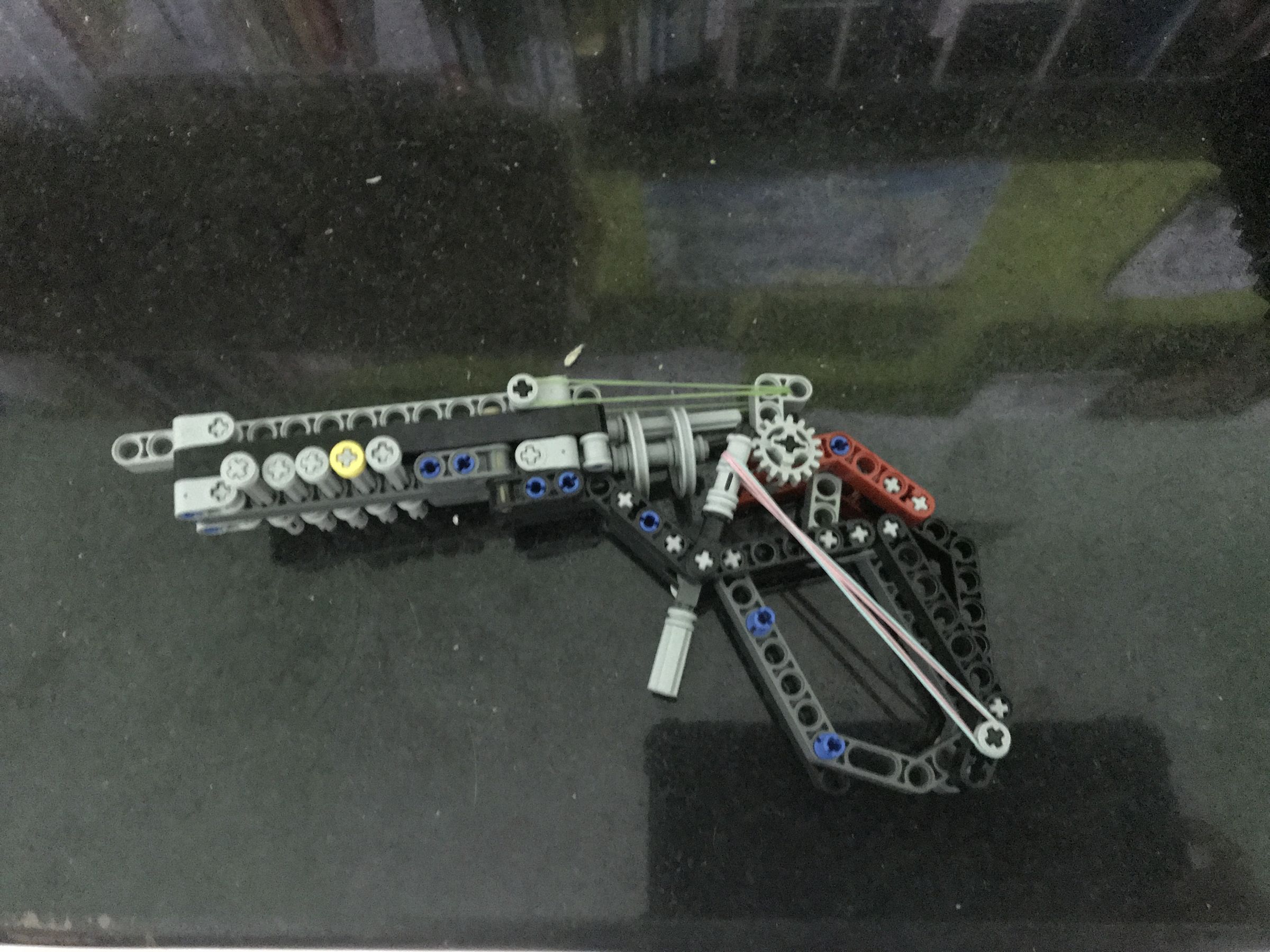 Working Lego Technic Revolver : 3 Steps - Instructables