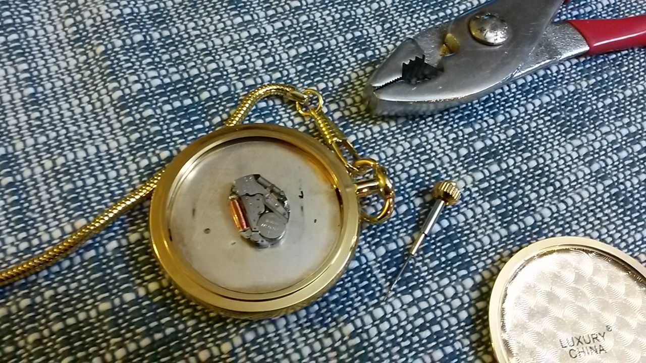 Pocket Watch Pinhole Camera : 17 Steps (with Pictures) - Instructables