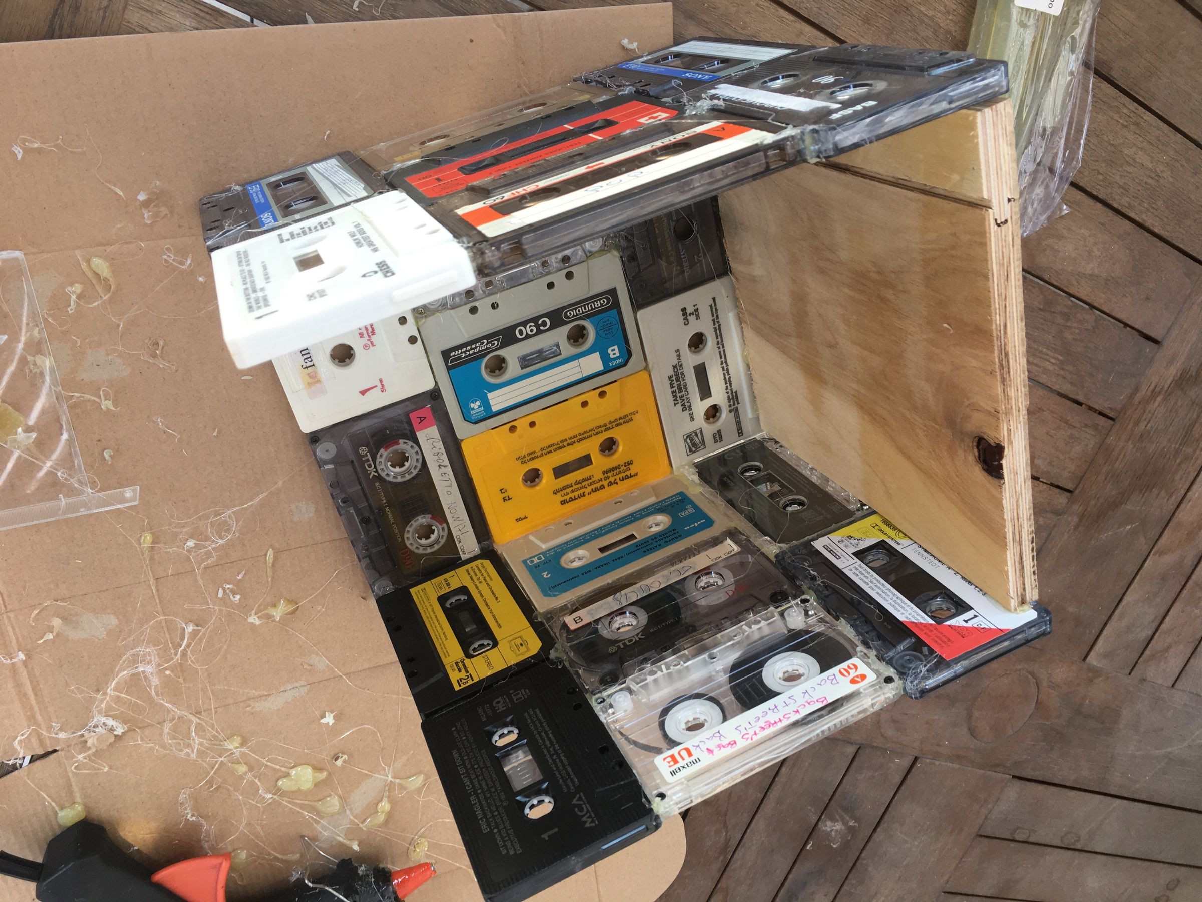Retro Cassette Box : 6 Steps (with Pictures) - Instructables