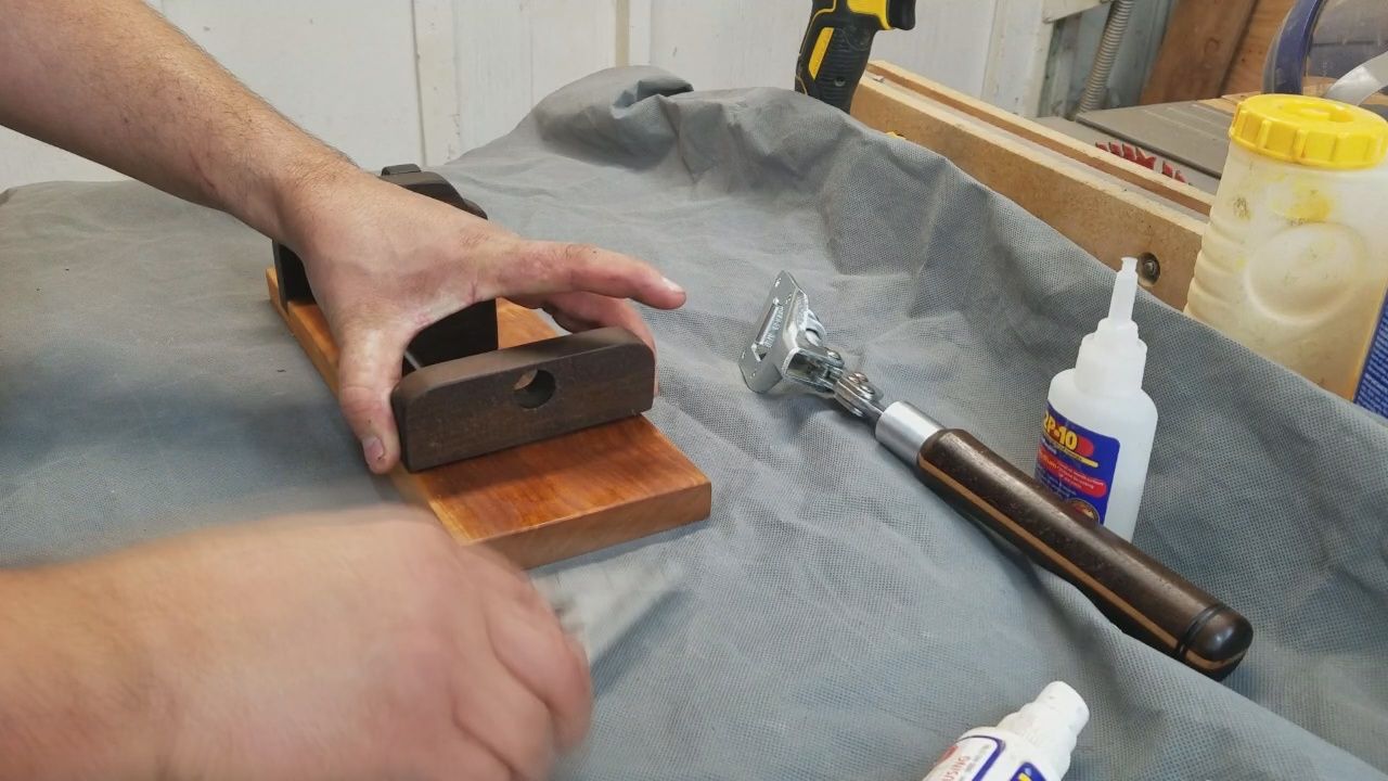 Make Your Own Pen Press : 9 Steps (with Pictures) - Instructables