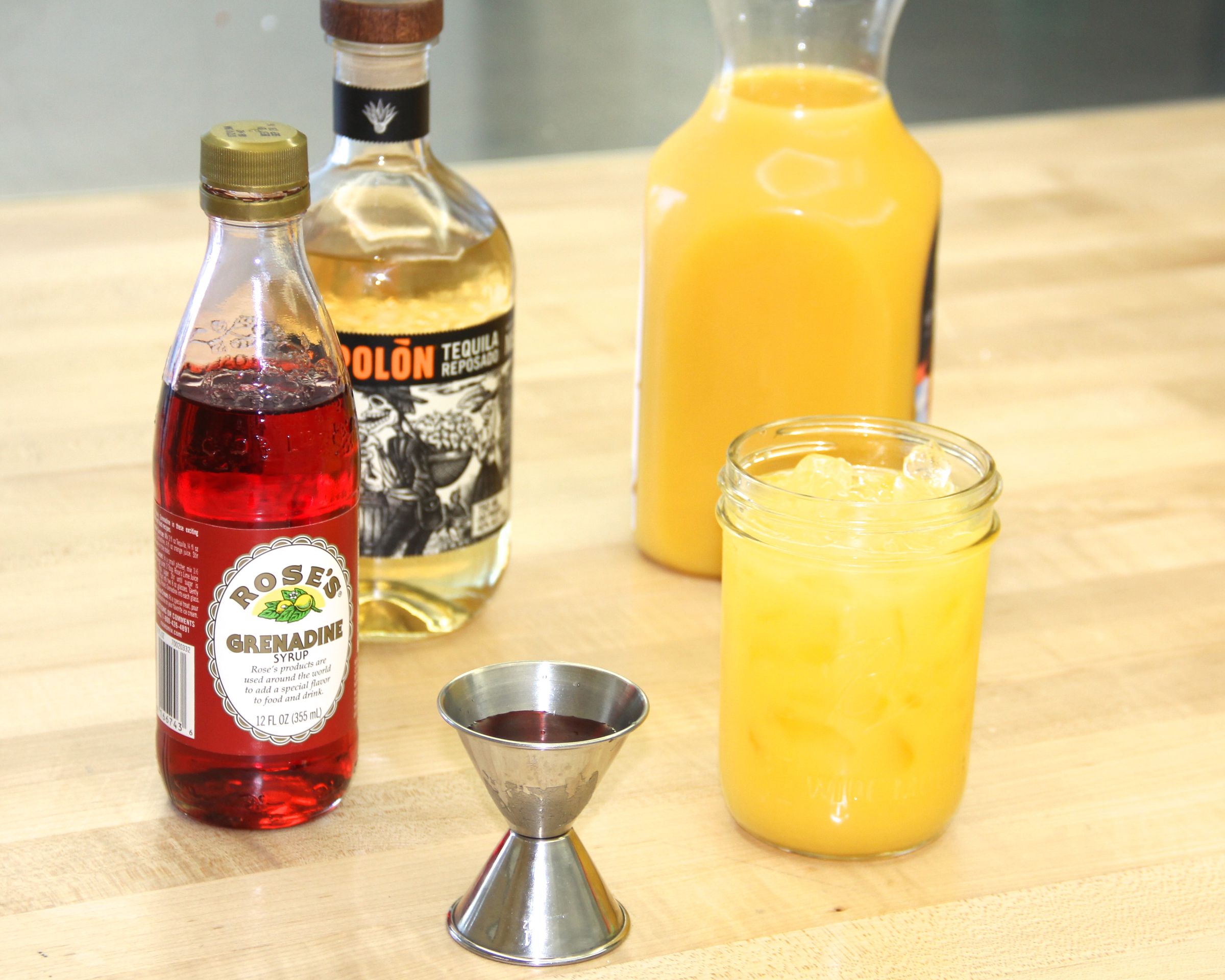 How to Make a Tequila Sunrise : 5 Steps (with Pictures) - Instructables