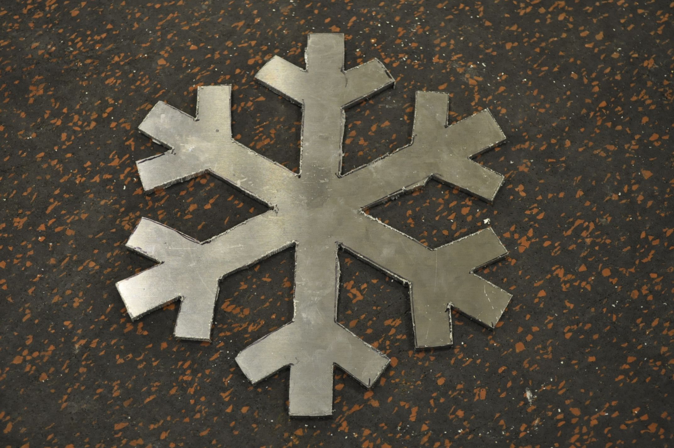 How to Make a Metal Snowflake : 9 Steps (with Pictures) - Instructables