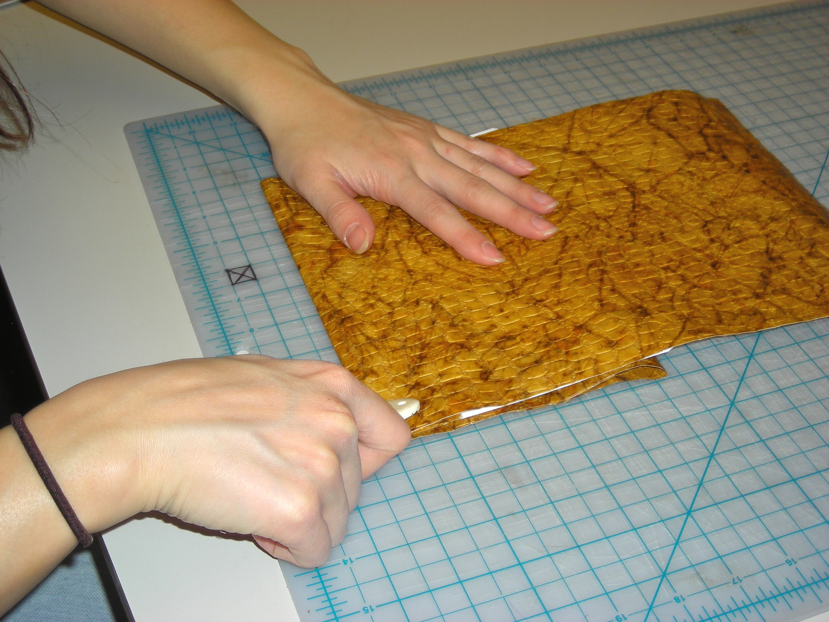 How to Sew a Softcover Pamphlet : 7 Steps (with Pictures) - Instructables