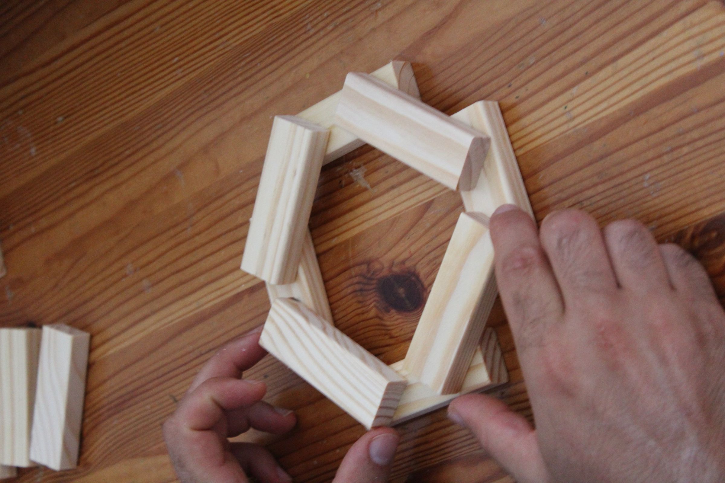 Jenga Lamp DIY : 5 Steps - Instructables