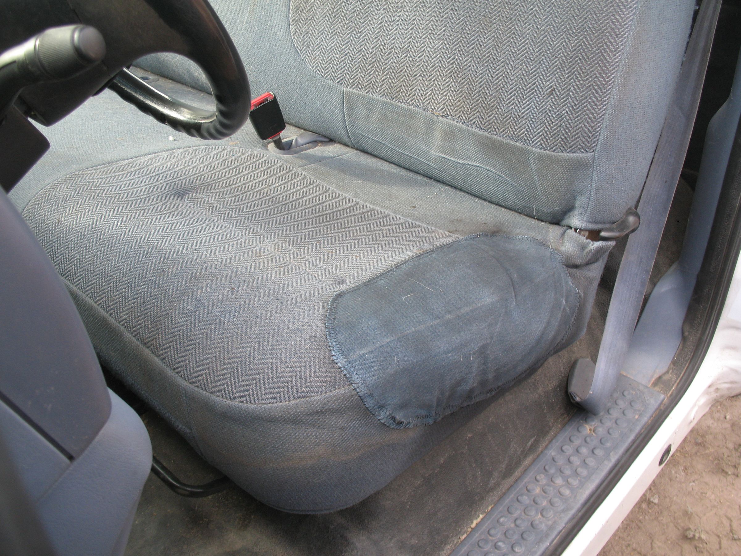 Patch a Truck Bench : 5 Steps (with Pictures) - Instructables