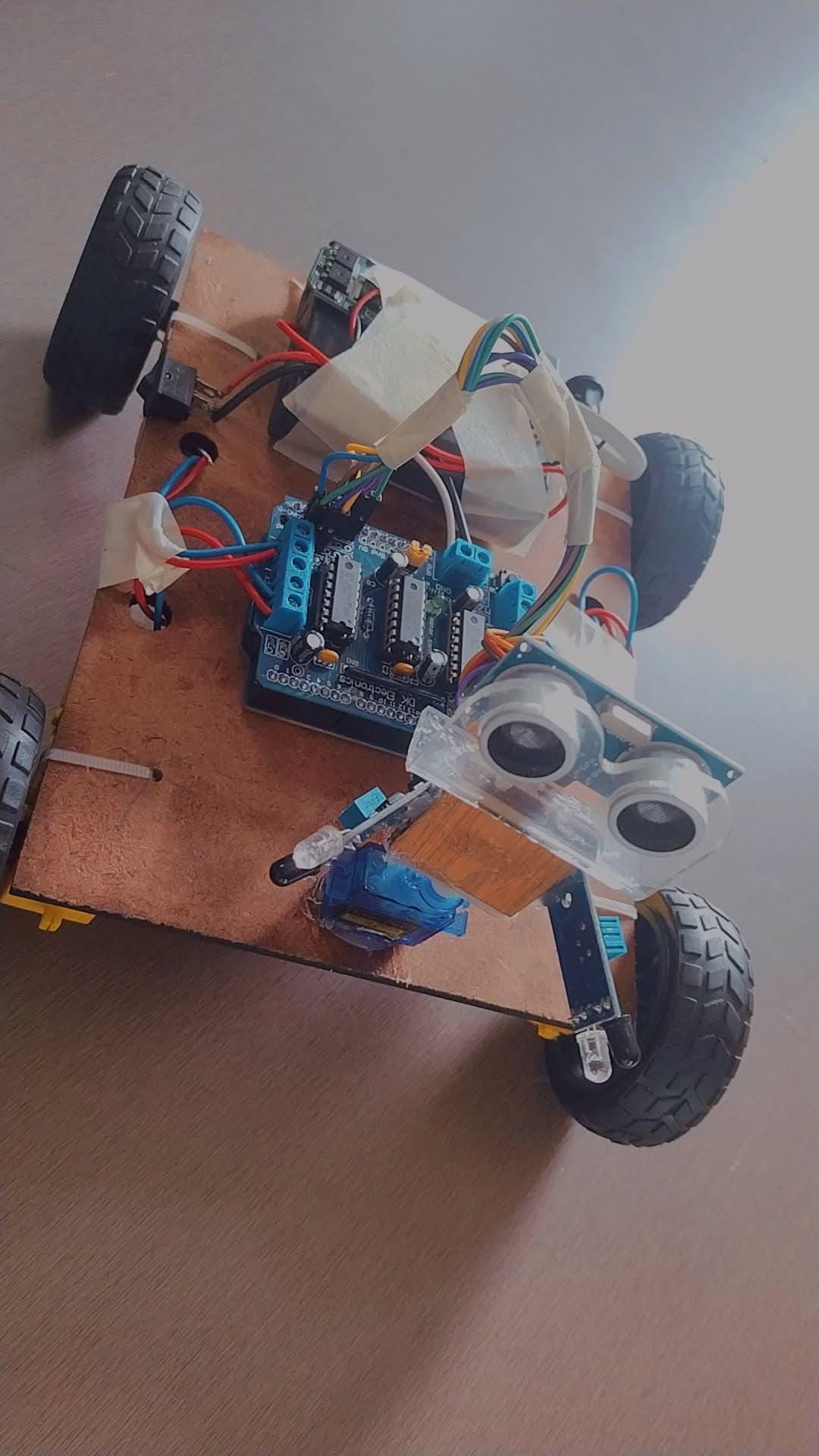 HUMAN FOLLOWING ROBOT : 6 Steps - Instructables