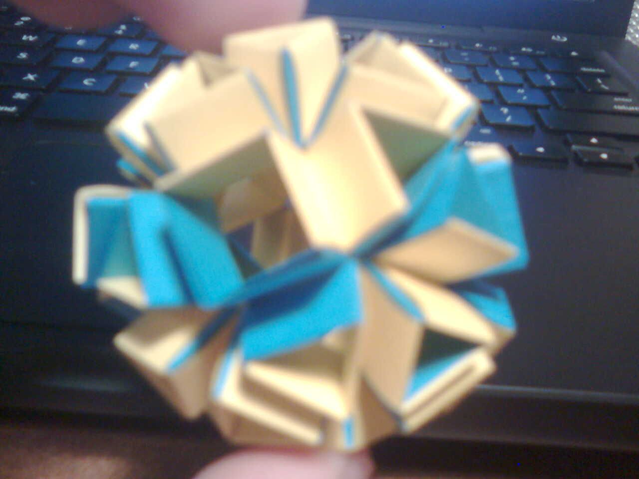 How to Make Snapology Origami : 9 Steps - Instructables