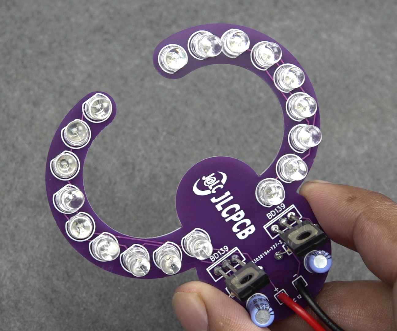 Dual Channel LED Flasher Circuit : 10 Steps (with Pictures) - Instructables