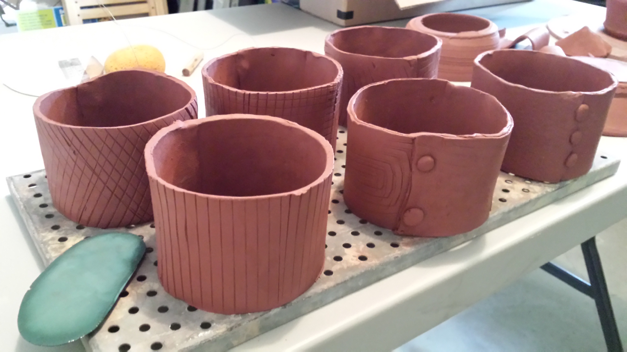 Ceramic Clay Phone/Tablet Stand - Simple, Fun and Useful! : 10 Steps ...