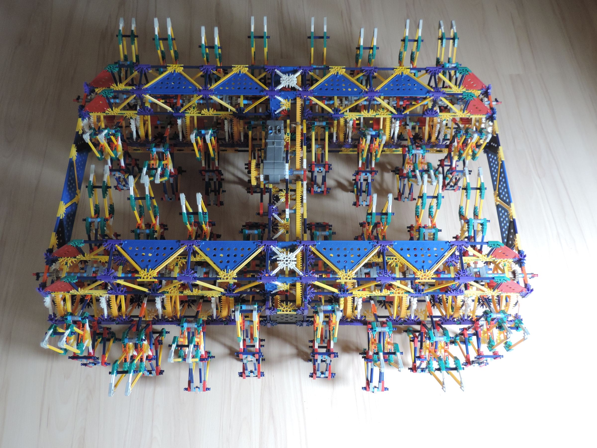 Huge Knex Walker. - Instructables