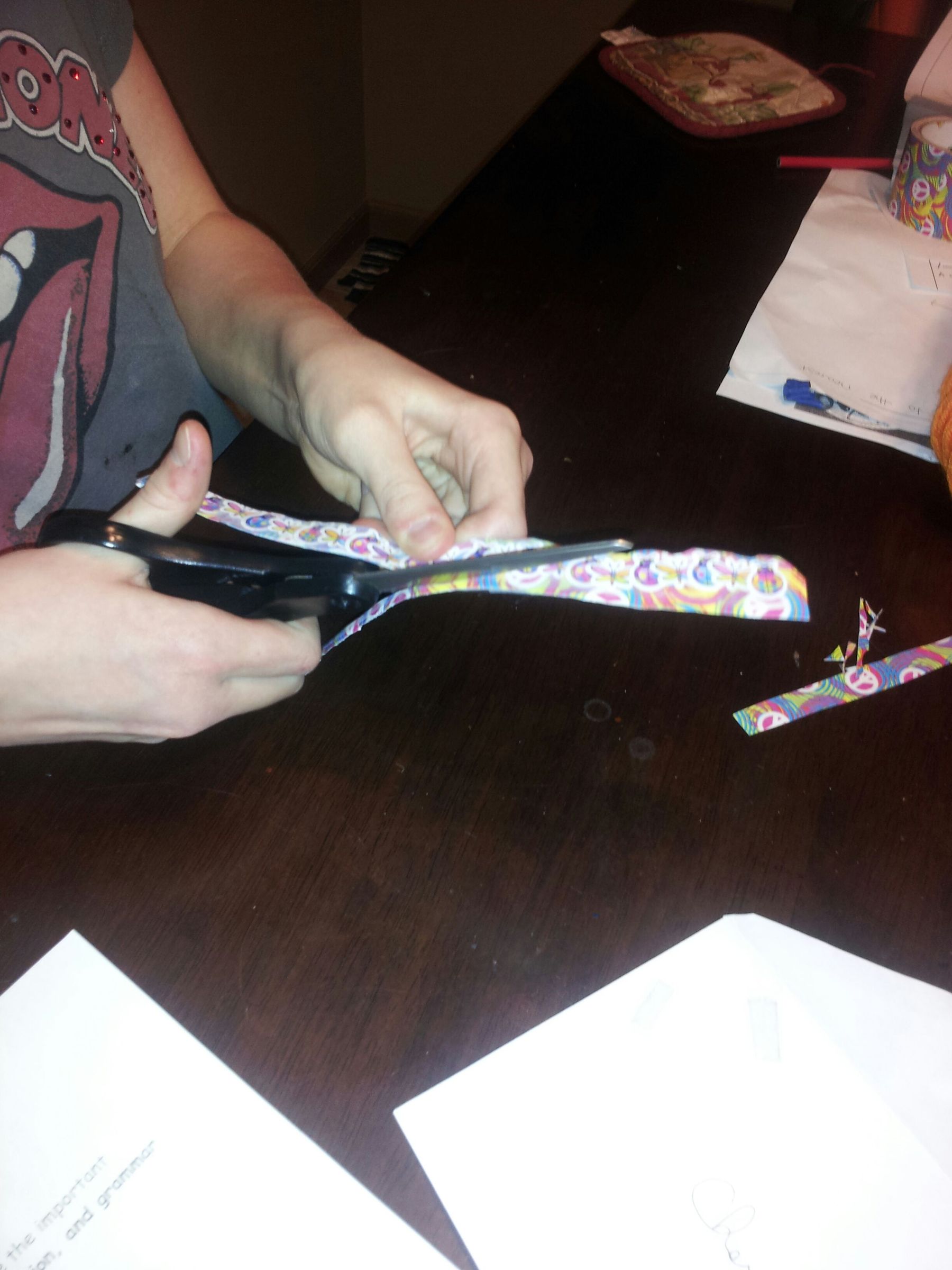 Sticktape Bracelet : 7 Steps - Instructables