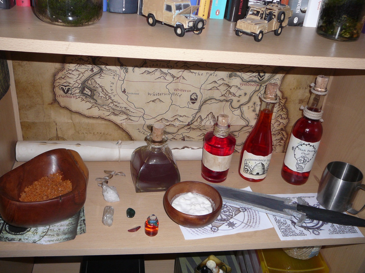 Skyrim Scroll Prop : 3 Steps - Instructables