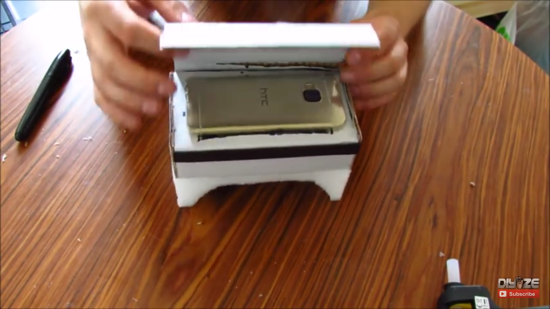 HOMEMADE VR HEADSET USING HOUSEHOLD ITEMS : 5 Steps (with Pictures ...