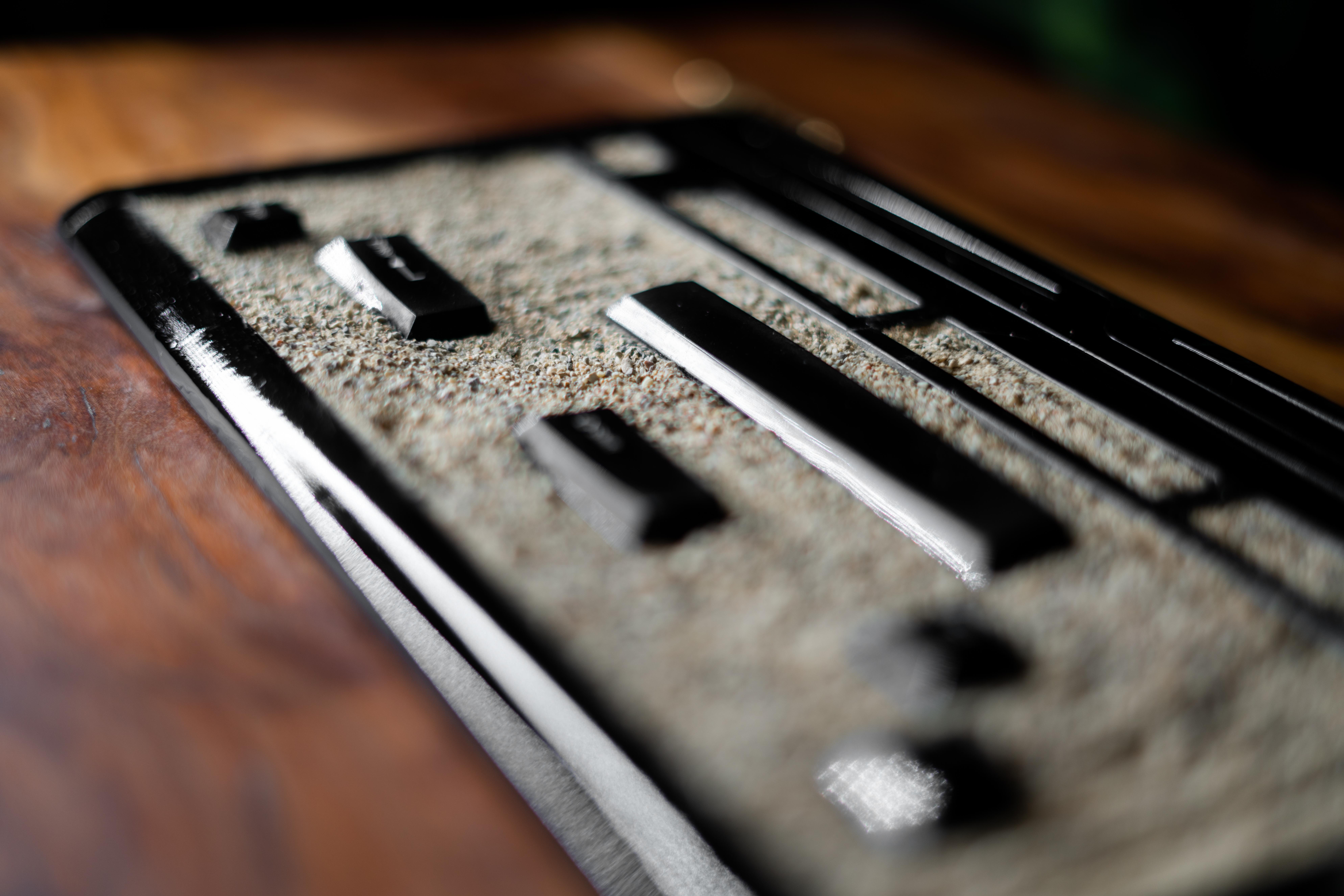 Keyboard to Desktop Sand Garden : 9 Steps (with Pictures) - Instructables