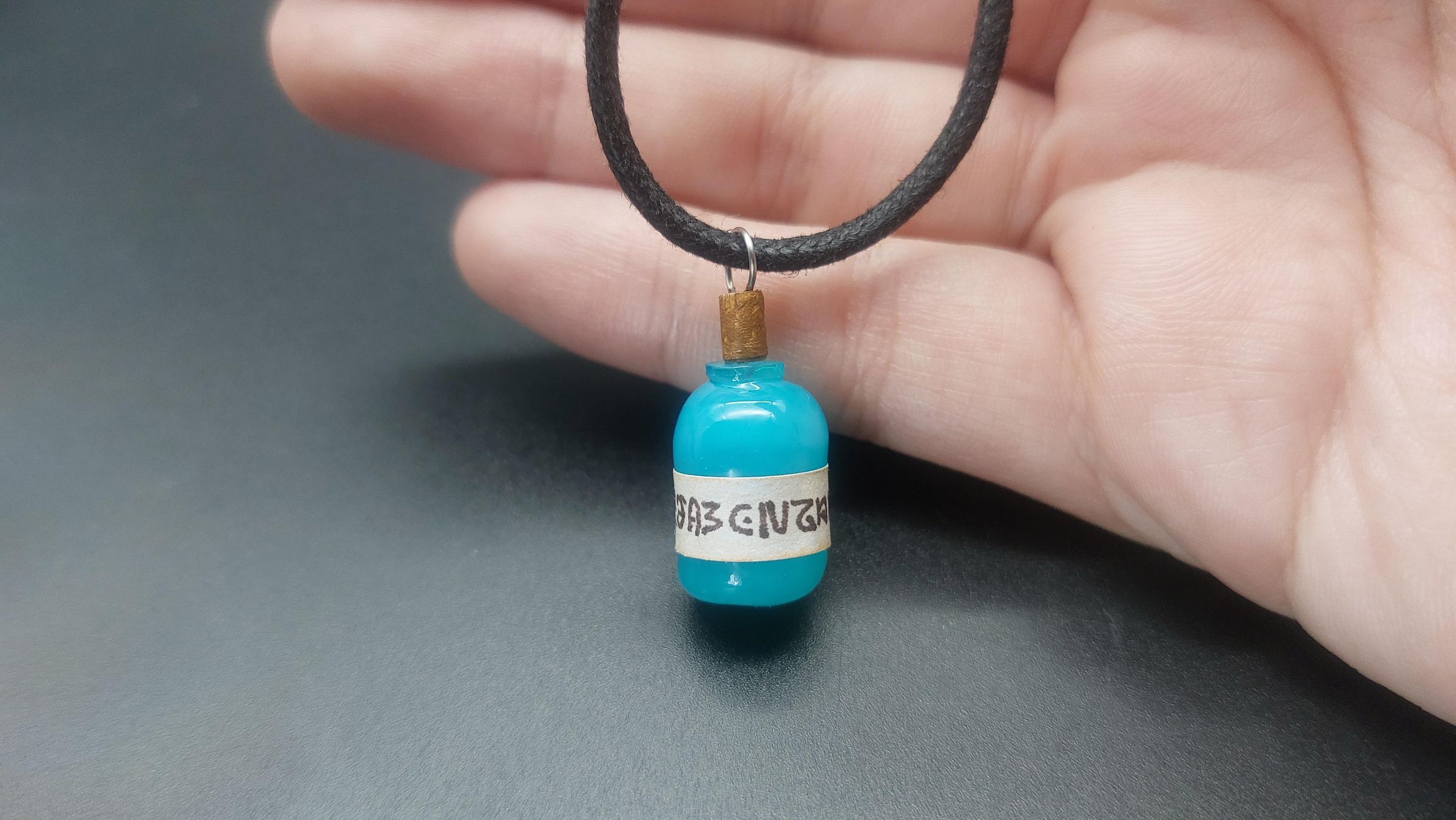 Mini Potion Bottles Using Hot Glue! : 11 Steps (with Pictures ...