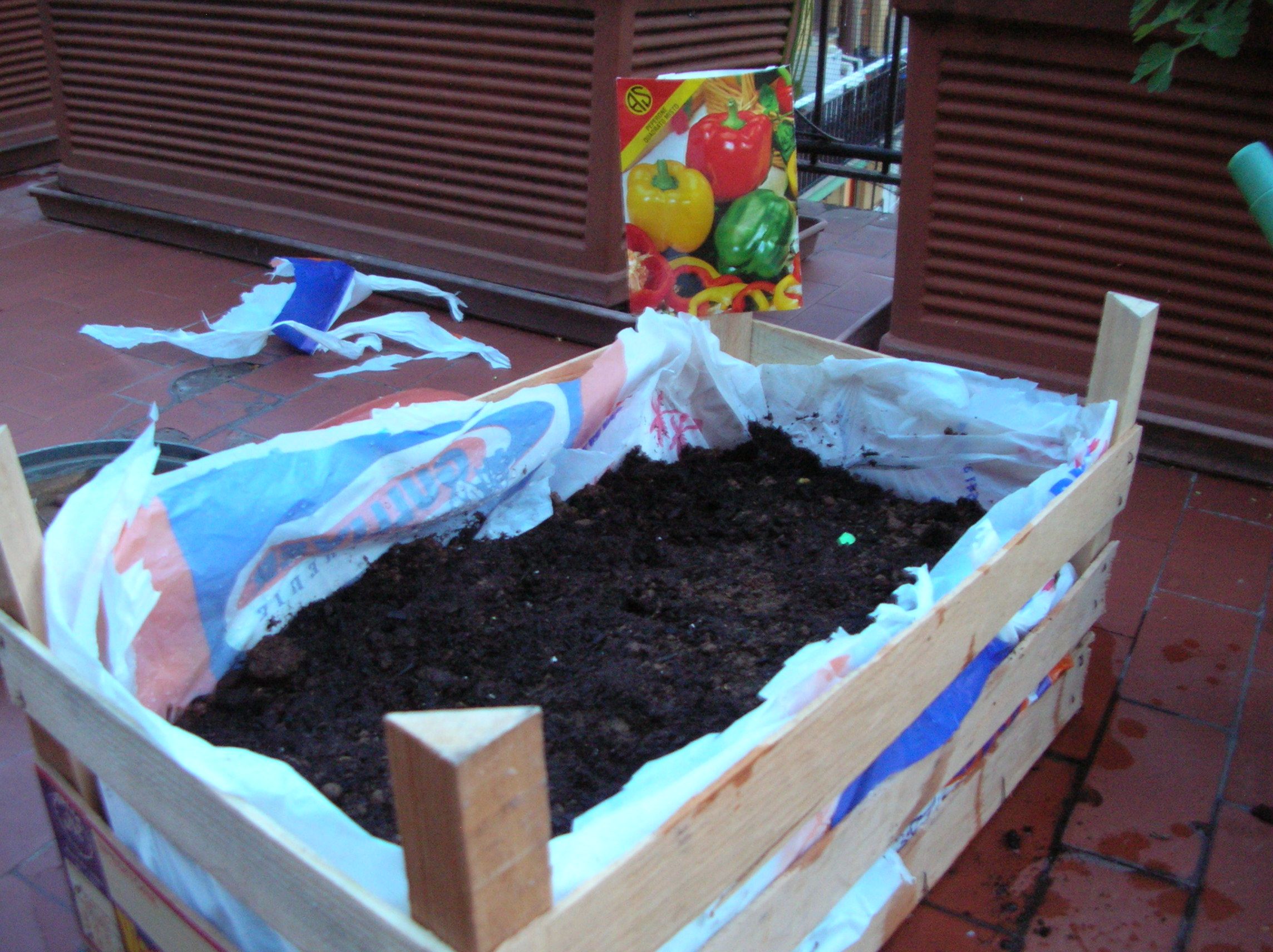 30 Minute Seedbed : 4 Steps - Instructables