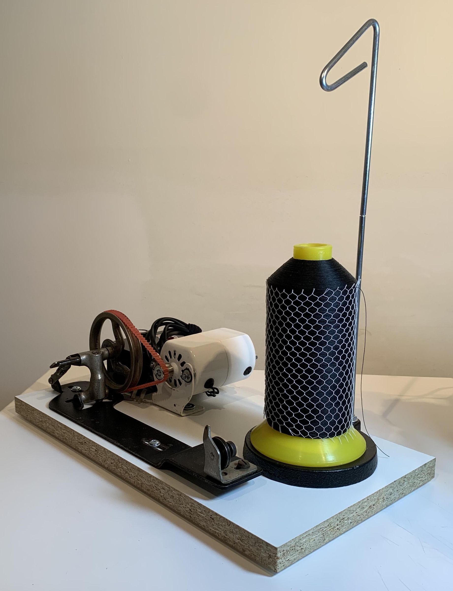 Bobbin Winder : 5 Steps (with Pictures) - Instructables