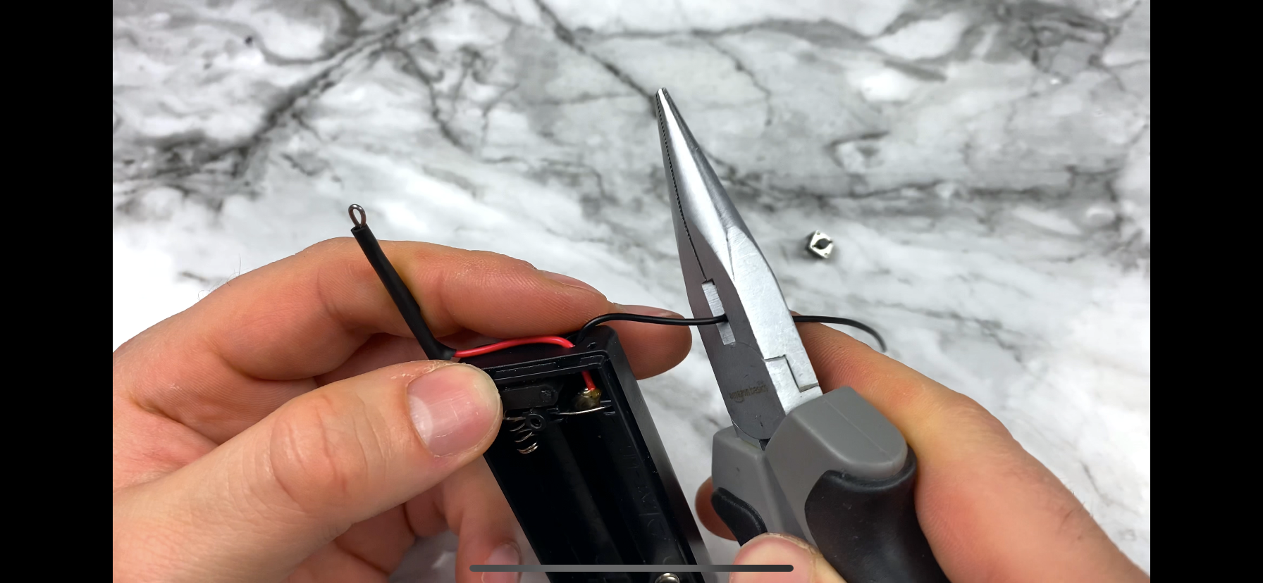 DIY Hot Wire Foam Cutter (No Soldering) : 4 Steps - Instructables