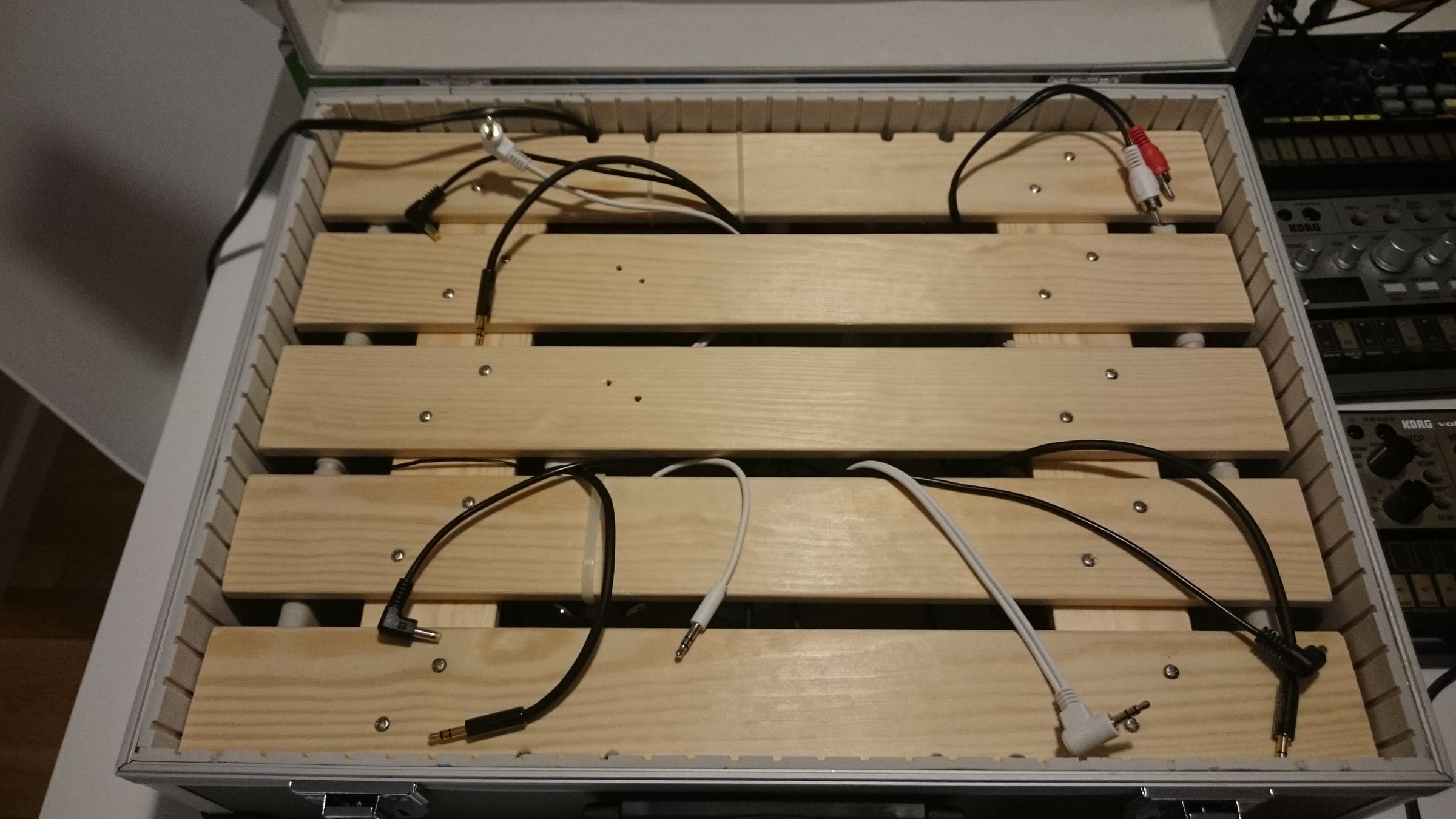 Volca Synth Suitcase : 11 Steps (with Pictures) - Instructables