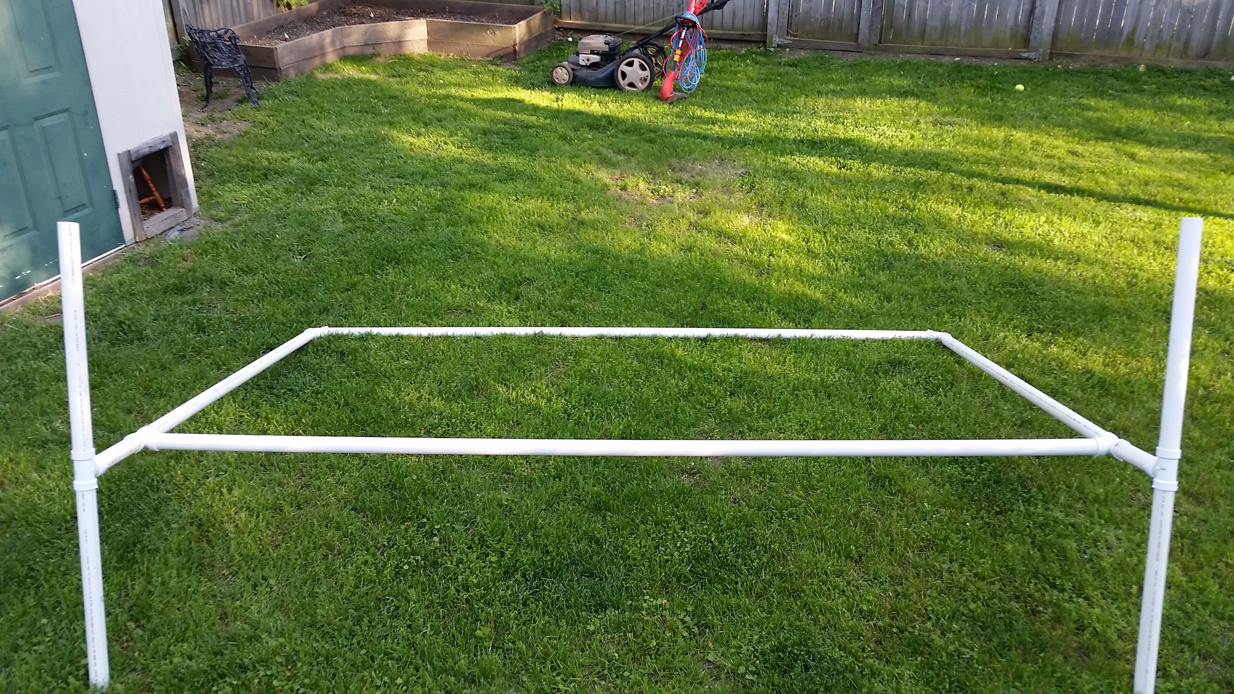 Backyard Movie Screen : 9 Steps (with Pictures) - Instructables