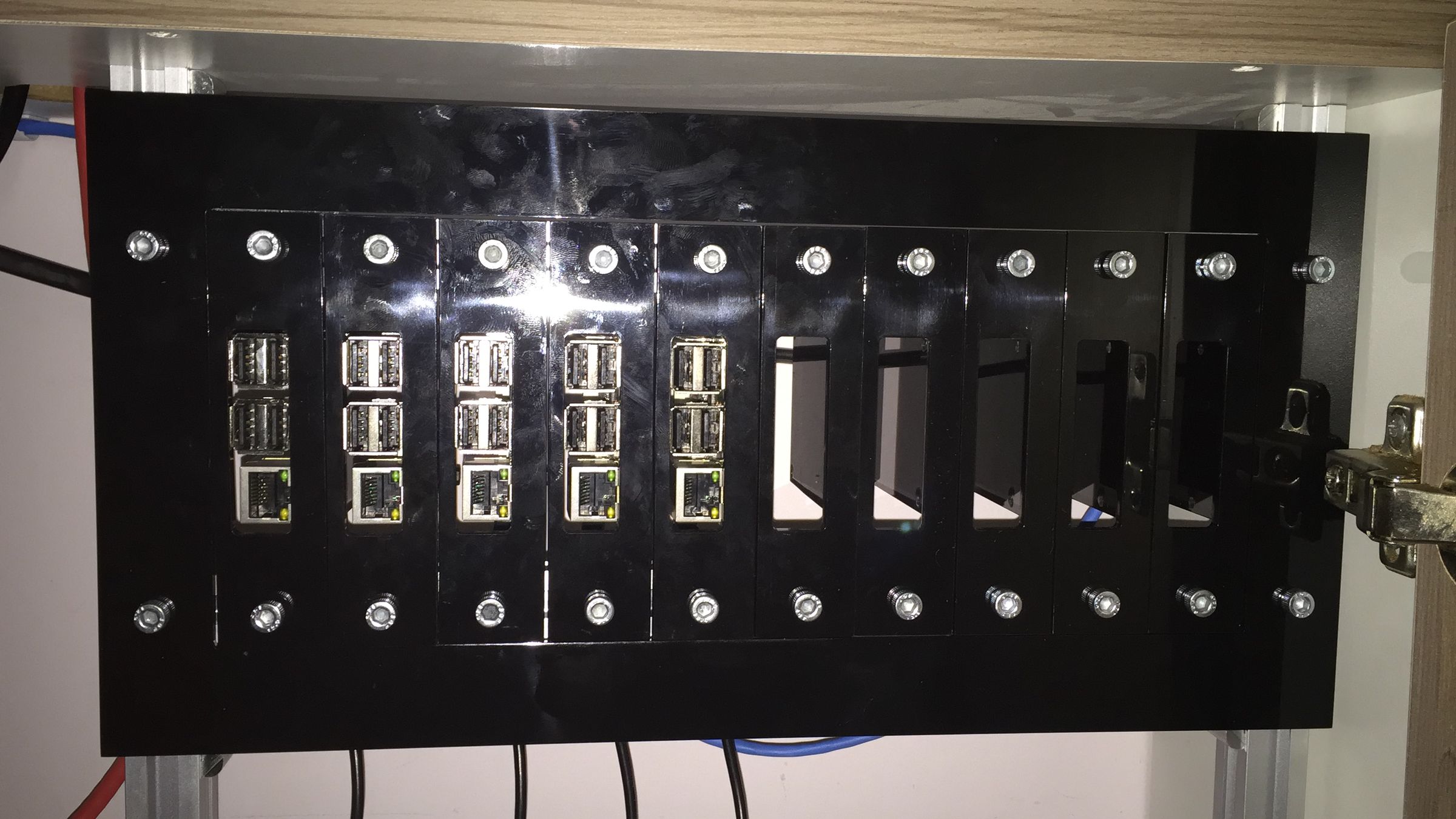 Raspberry Cluster - Part I - Mounting Rack : 4 Steps (with Pictures ...