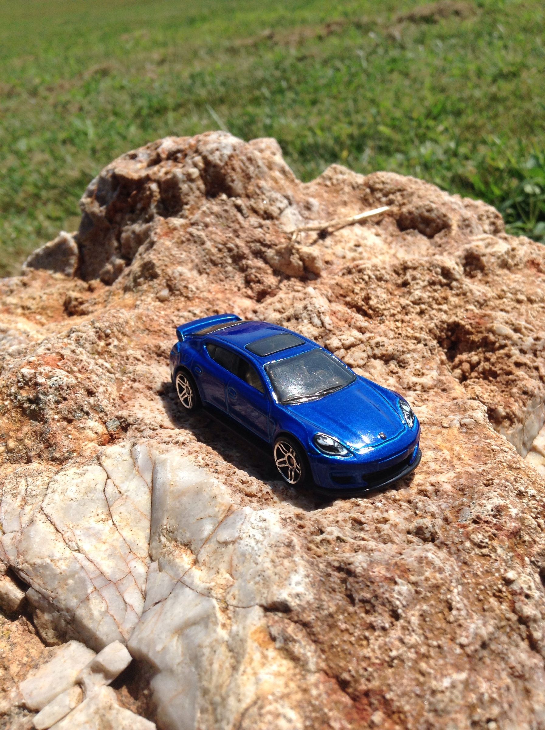 Sweet Hot Wheels Paint Job : 3 Steps - Instructables