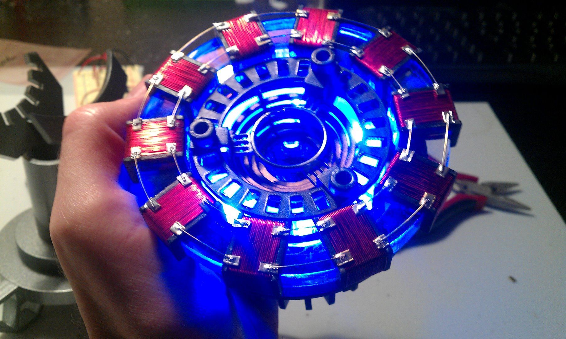 Mark I Arc Reactor Prop : 21 Steps (with Pictures) - Instructables