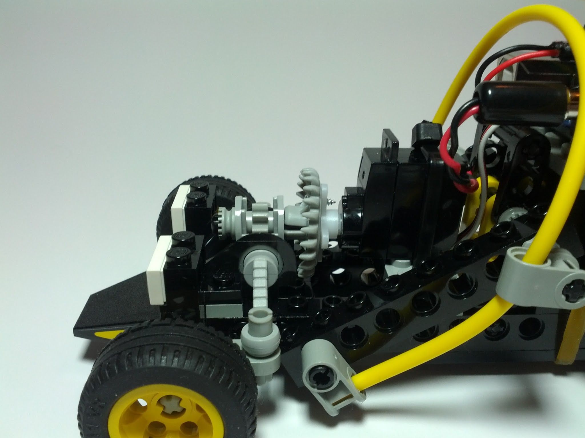 Lego Technic Car With Arduino + XBee Wireless Control : 6 Steps (with ...