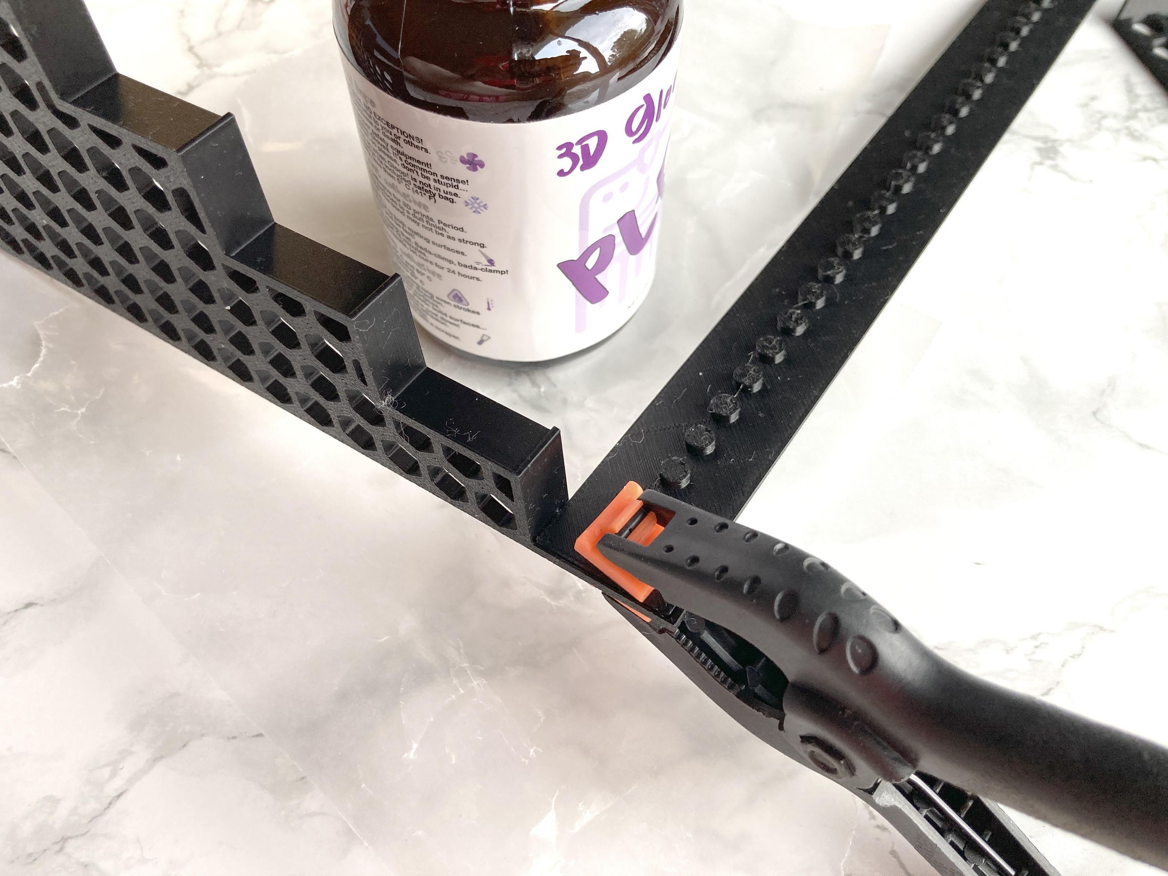 LEGO Minifig Stand / Display : 10 Steps (with Pictures) - Instructables