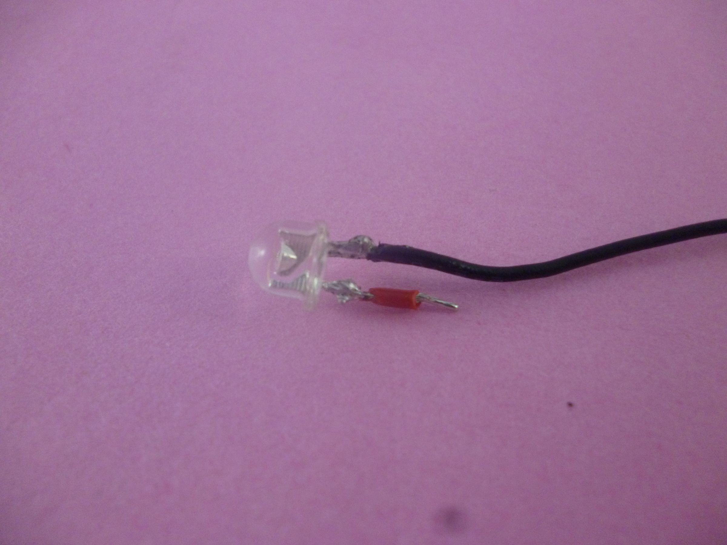 Simple Key Chain Torch and Mini Desktop Lamp. : 4 Steps - Instructables