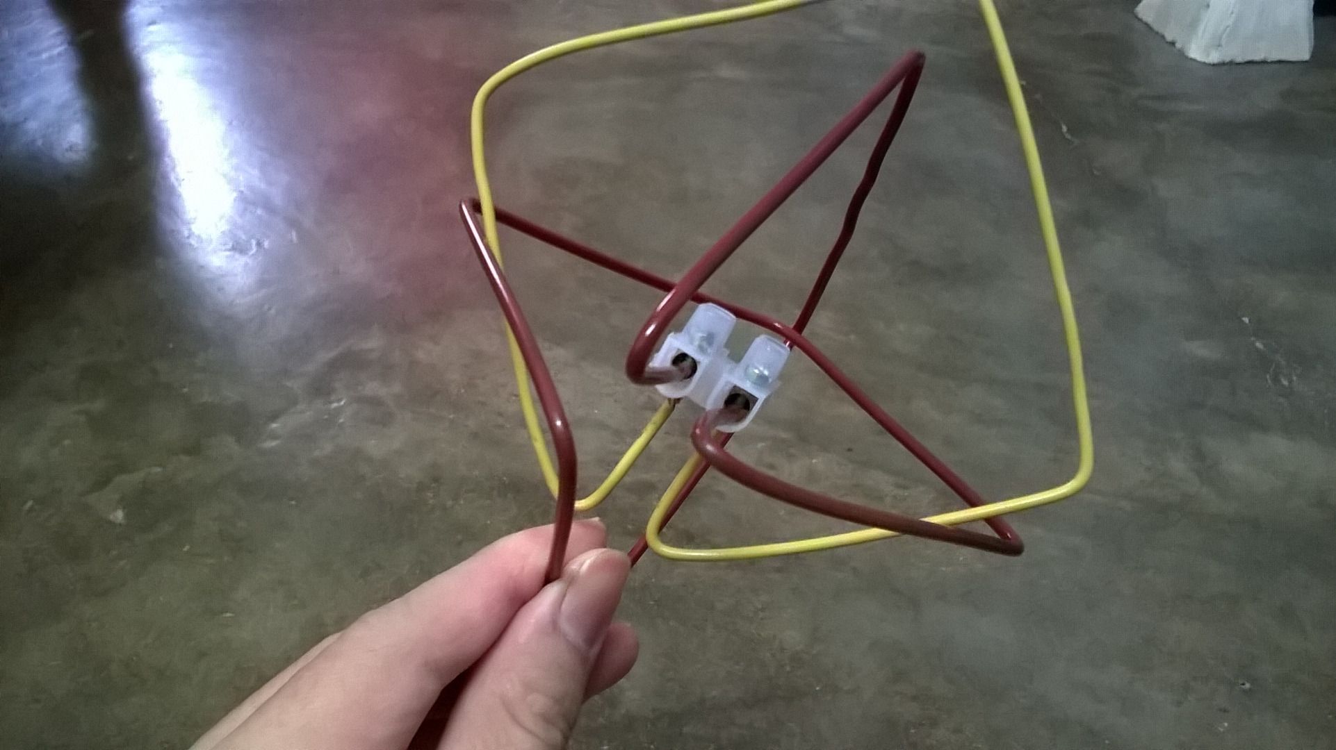 DIY 2G/3G/4G Wireless Cell Phone Signal Booster : 5 Steps (with ...