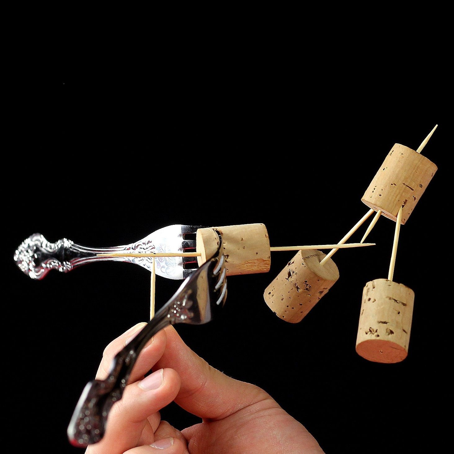 4 Awesome Balancing Tricks - Instructables
