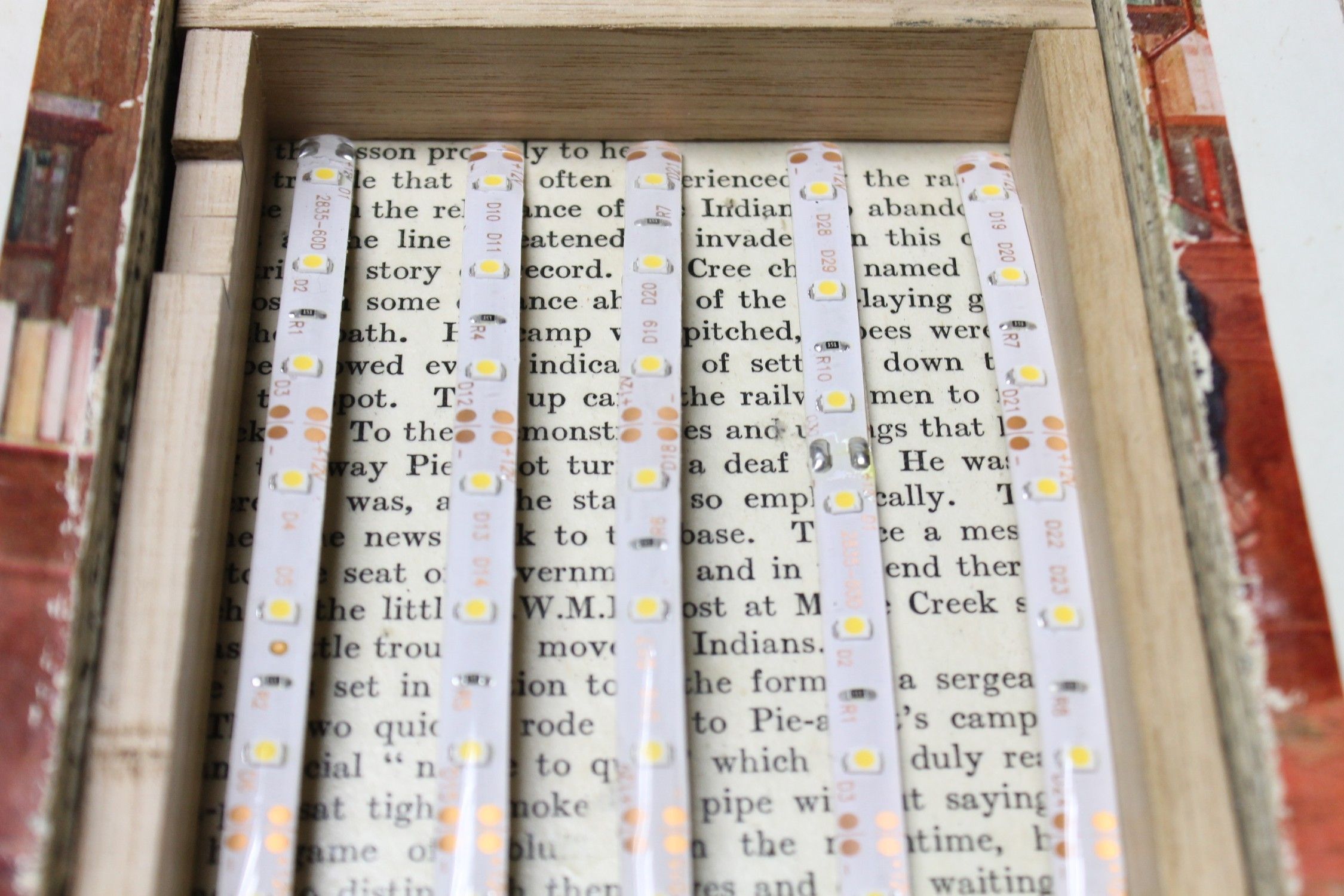 LED Book Light - Inside a Book! : 10 Steps (with Pictures) - Instructables