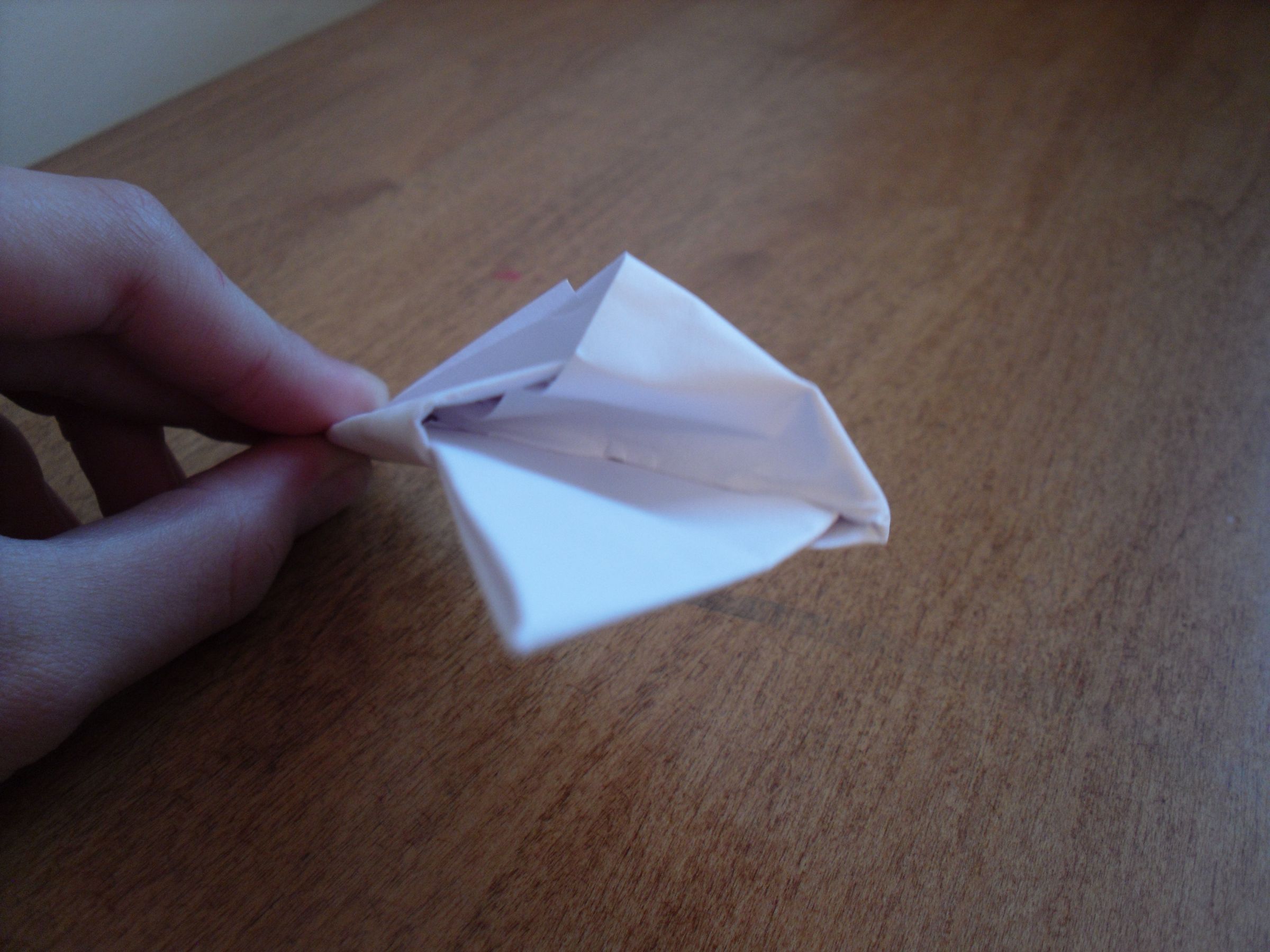 Origami Finger Claw : 4 Steps - Instructables