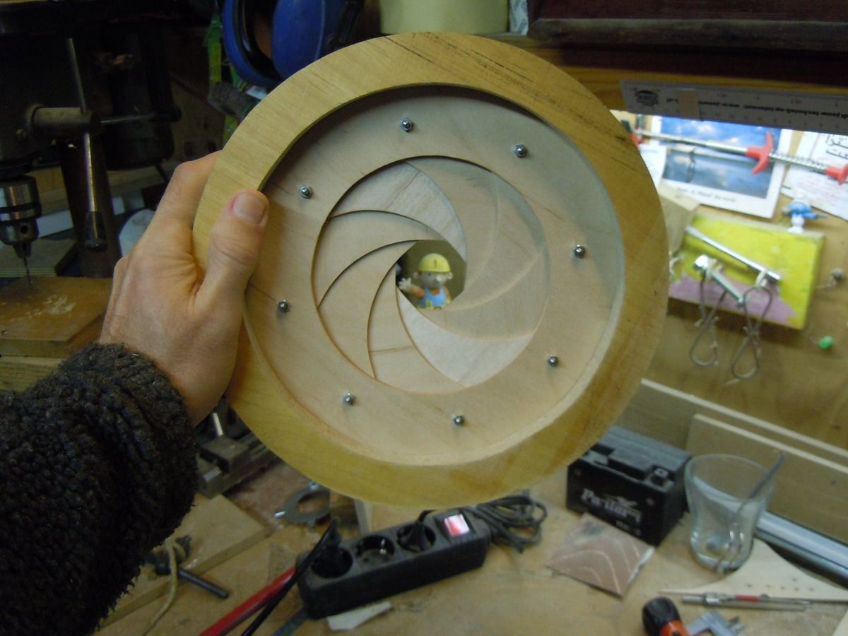 Wooden Aperture : 7 Steps - Instructables