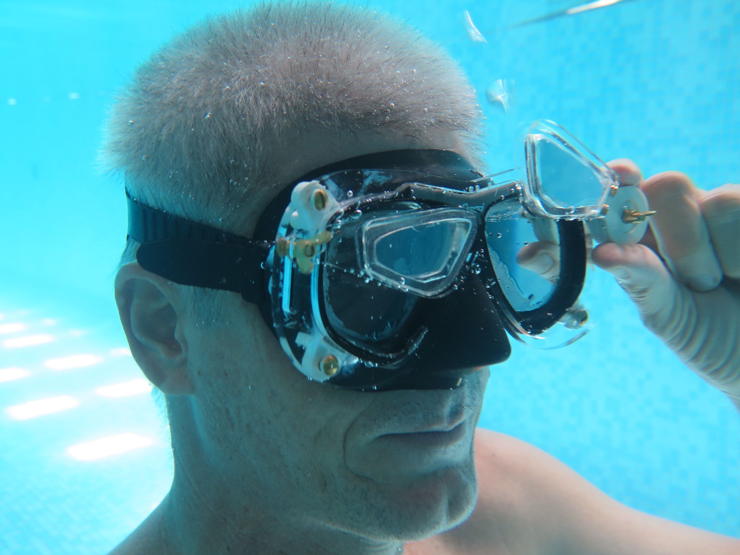 Diving Mask With Add on Lenses : 24 Steps (with Pictures) - Instructables