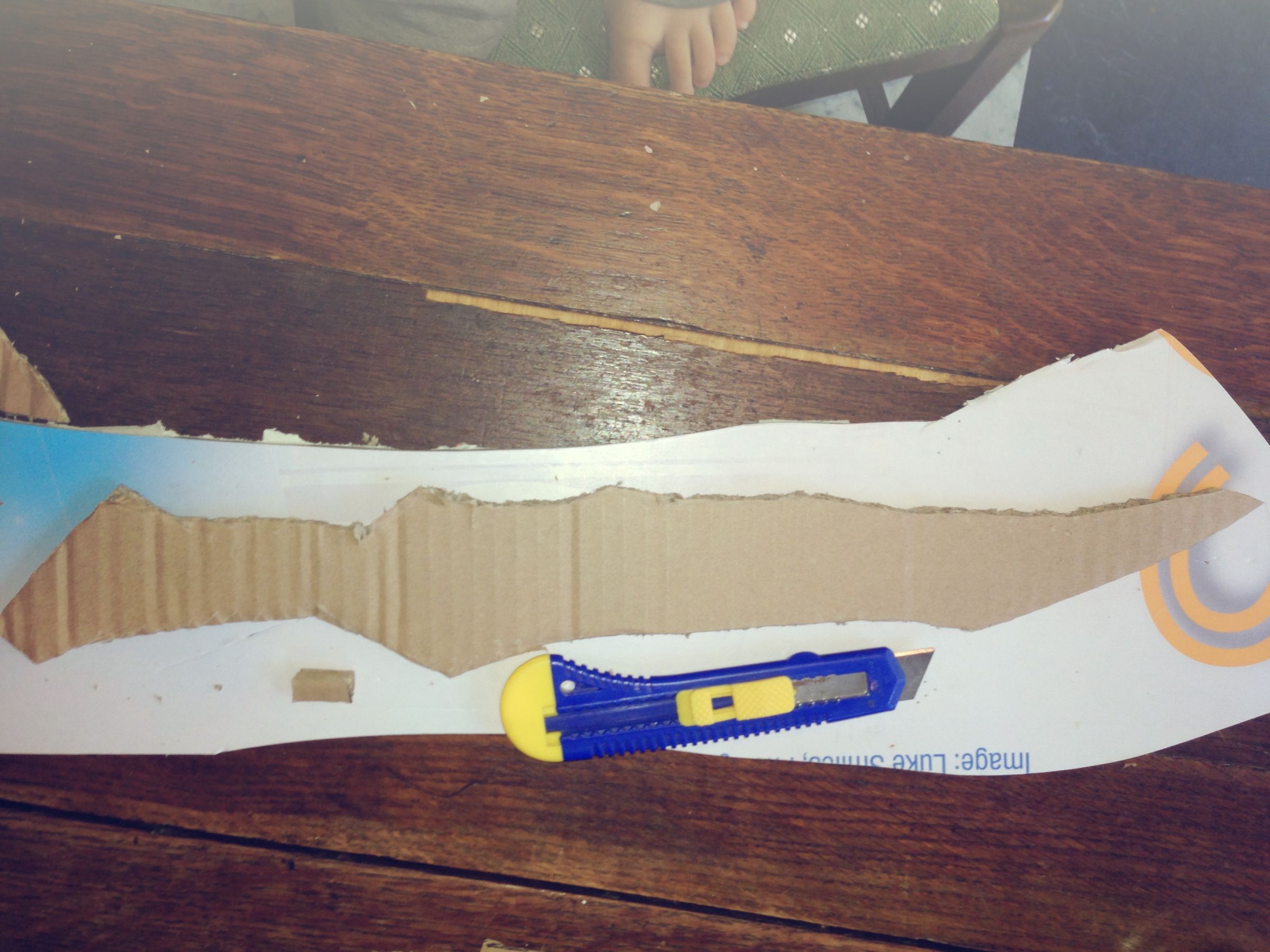 Easy to Make Cardboard Dagger : 6 Steps (with Pictures) - Instructables