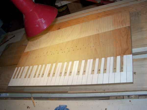 How to Make a Piano Keyboard : 18 Steps (with Pictures) - Instructables