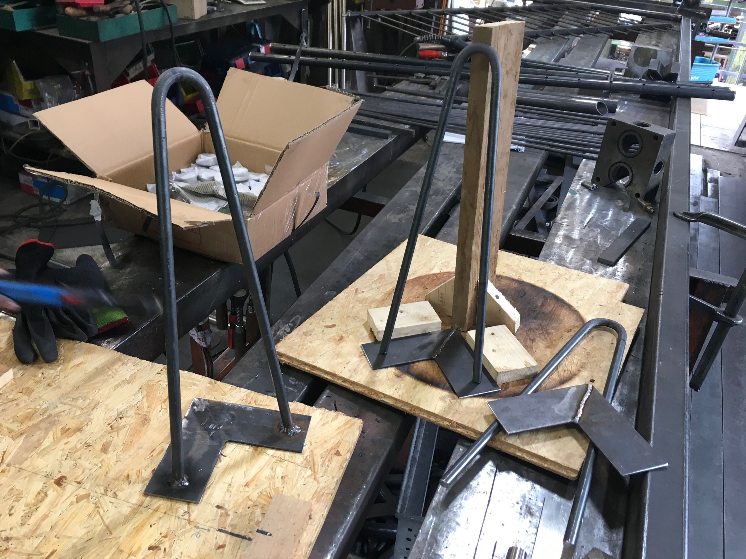 The Hairpin Table : 10 Steps (with Pictures) - Instructables