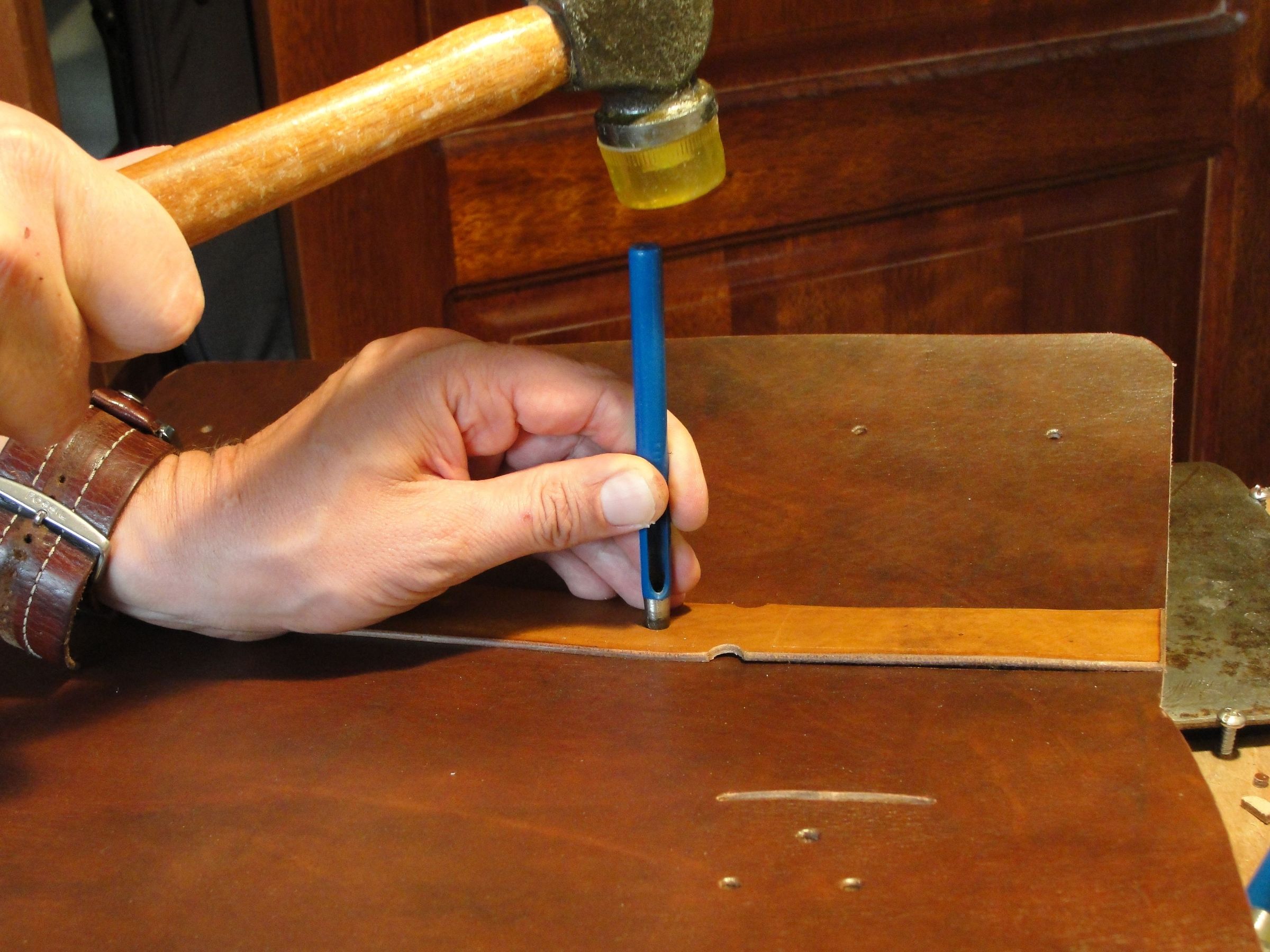 Leather Briefcase (Covert Edition) : 14 Steps (with Pictures ...