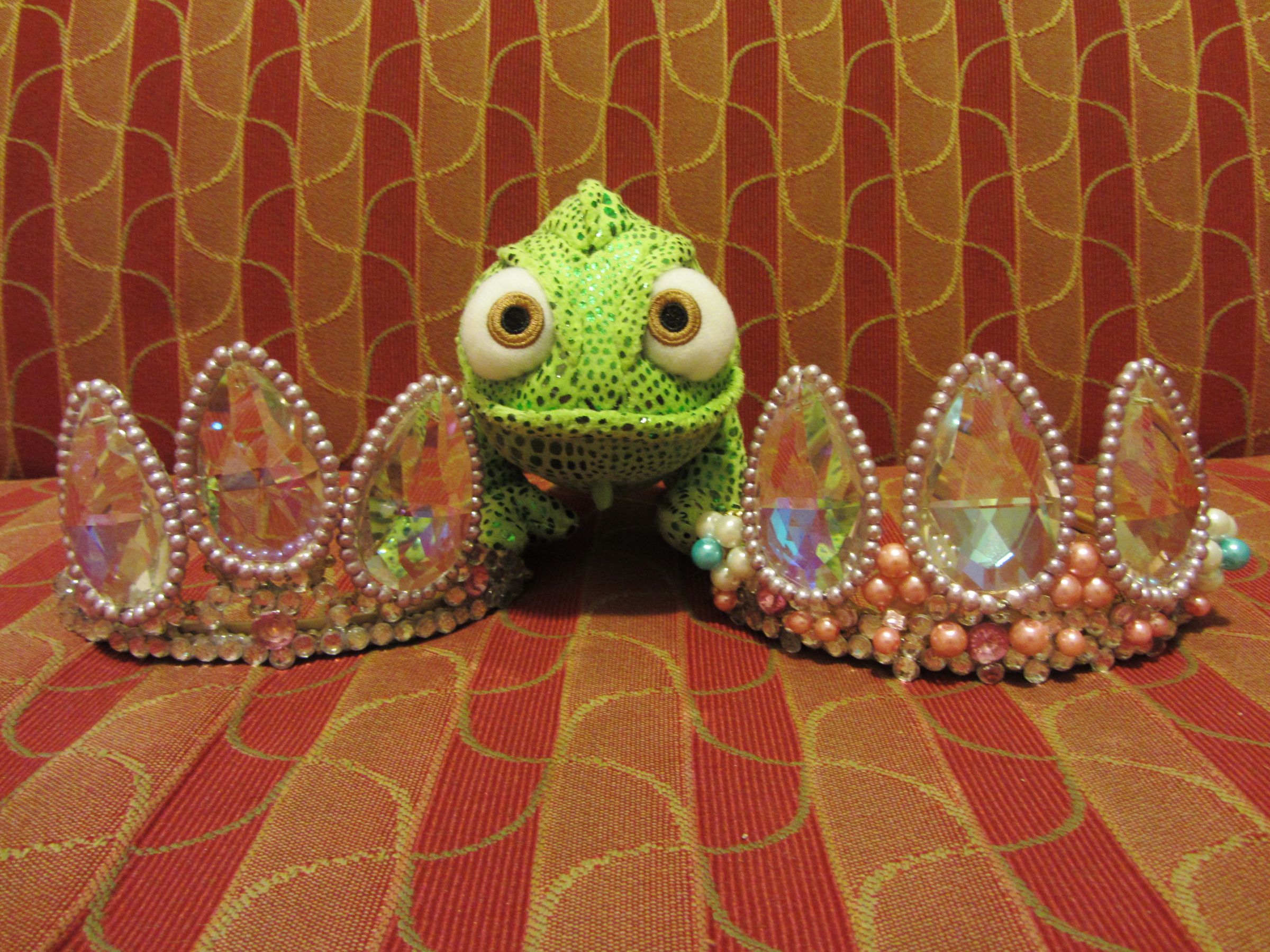 DIY Rapunzel Tiara : 9 Steps (with Pictures) - Instructables