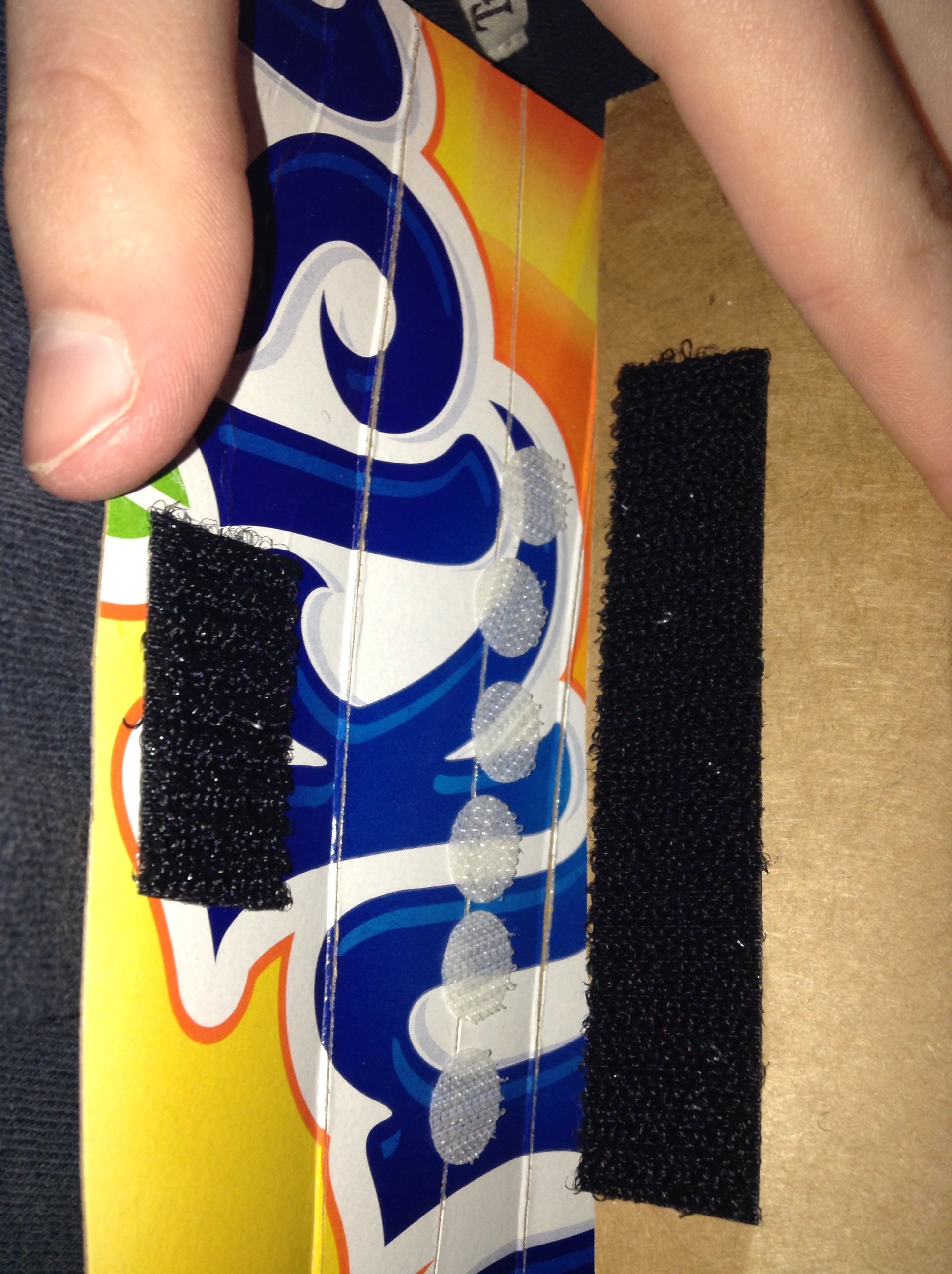 Awesome Nazgul Gauntlet : 7 Steps - Instructables