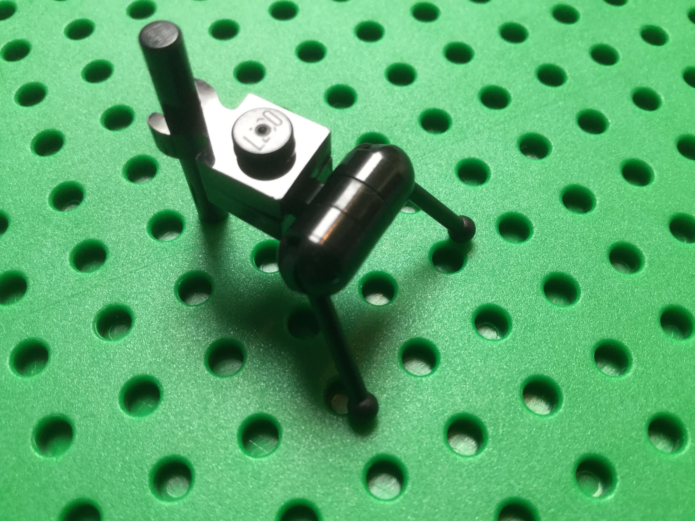 Lego Portal - Defective Turret Type 2 : 3 Steps - Instructables