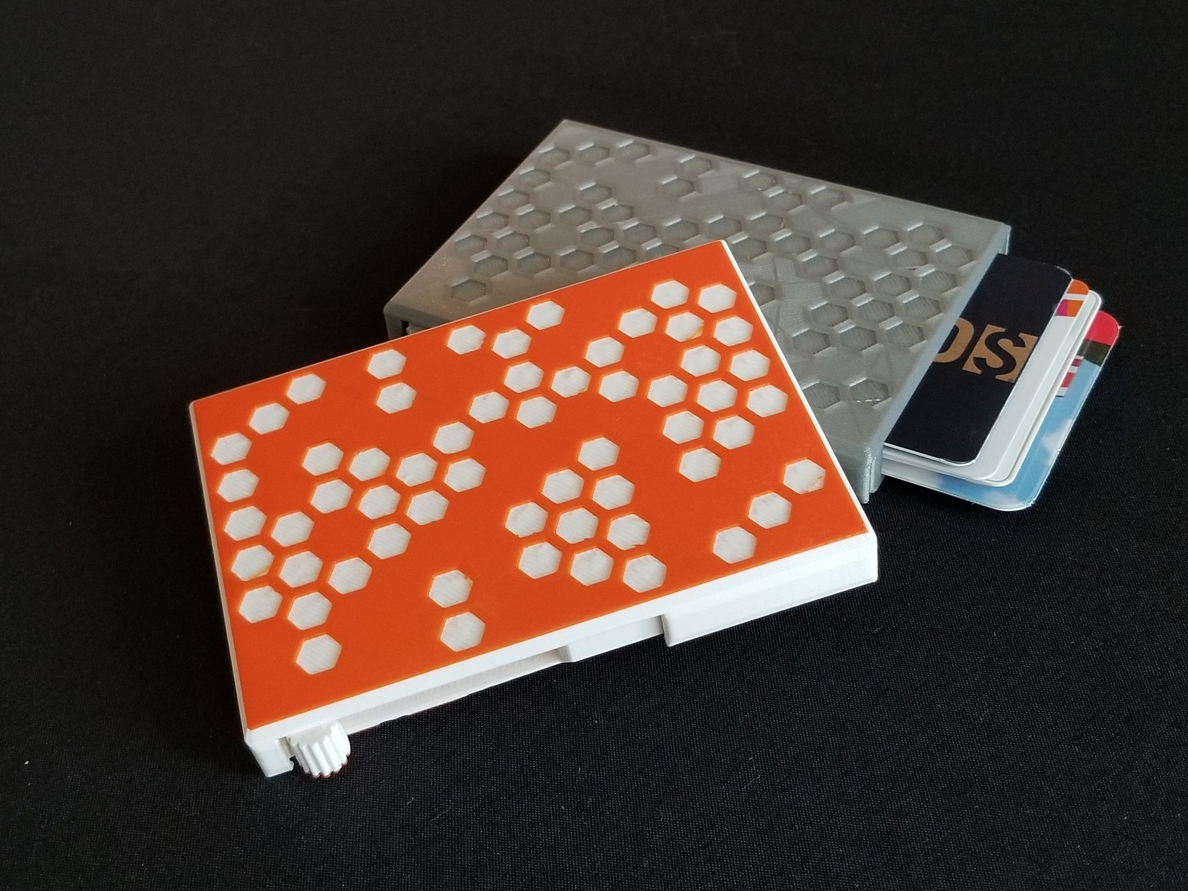 Fully 3D Printed Card Wallet With Card Pusher : 3 Steps (with Pictures ...